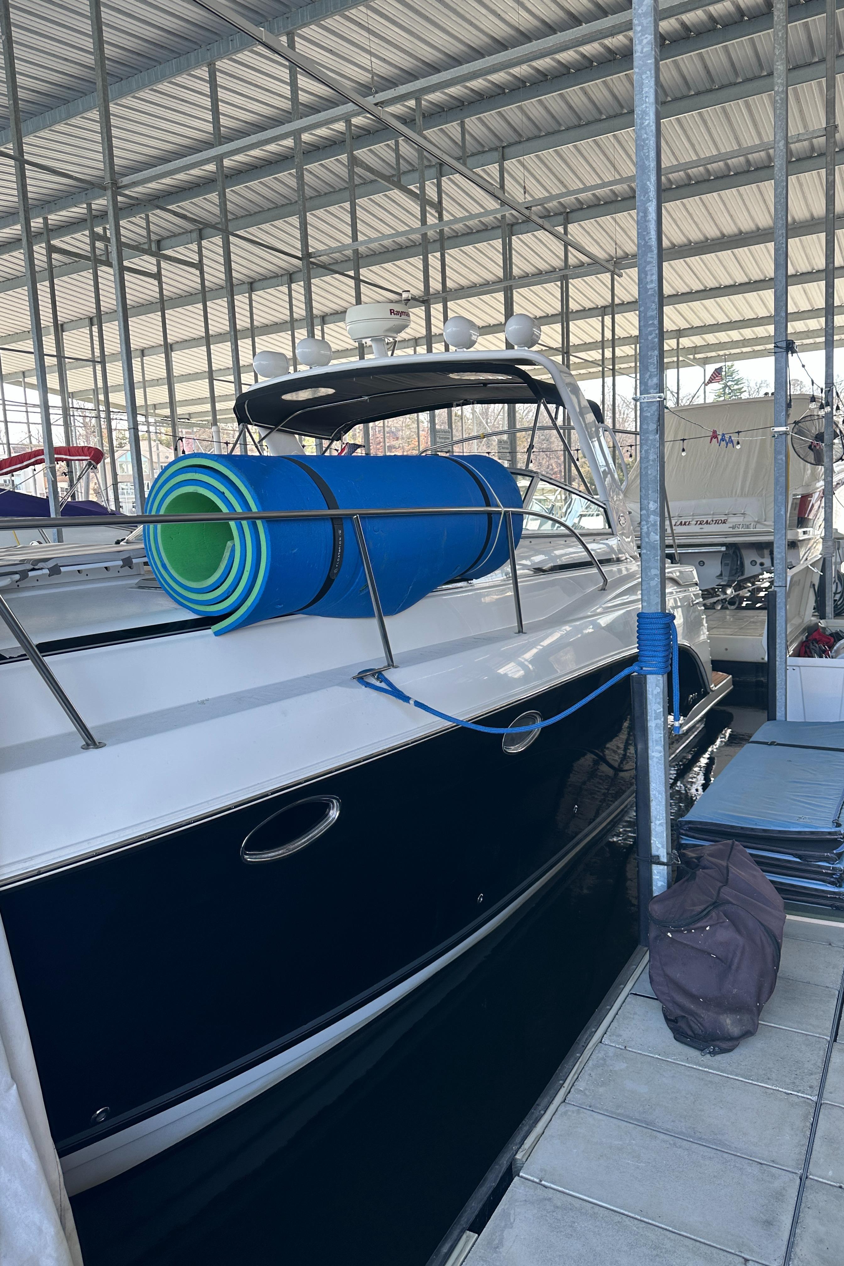 2006 Rinker 360 Express Cruiser Cruiser for sale - YachtWorld