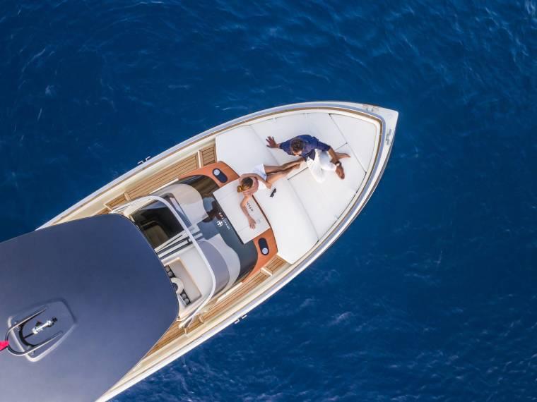 2024 Invictus 320GT Cruiser for sale - YachtWorld