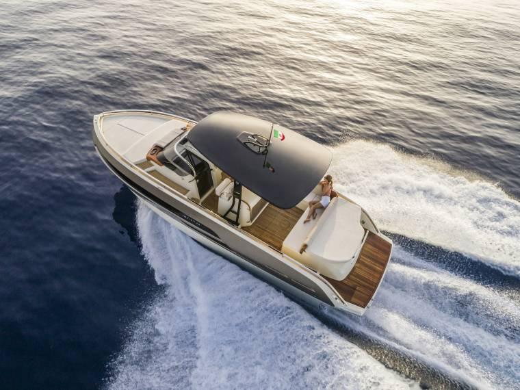 2024 Invictus 320GT Cruiser for sale - YachtWorld