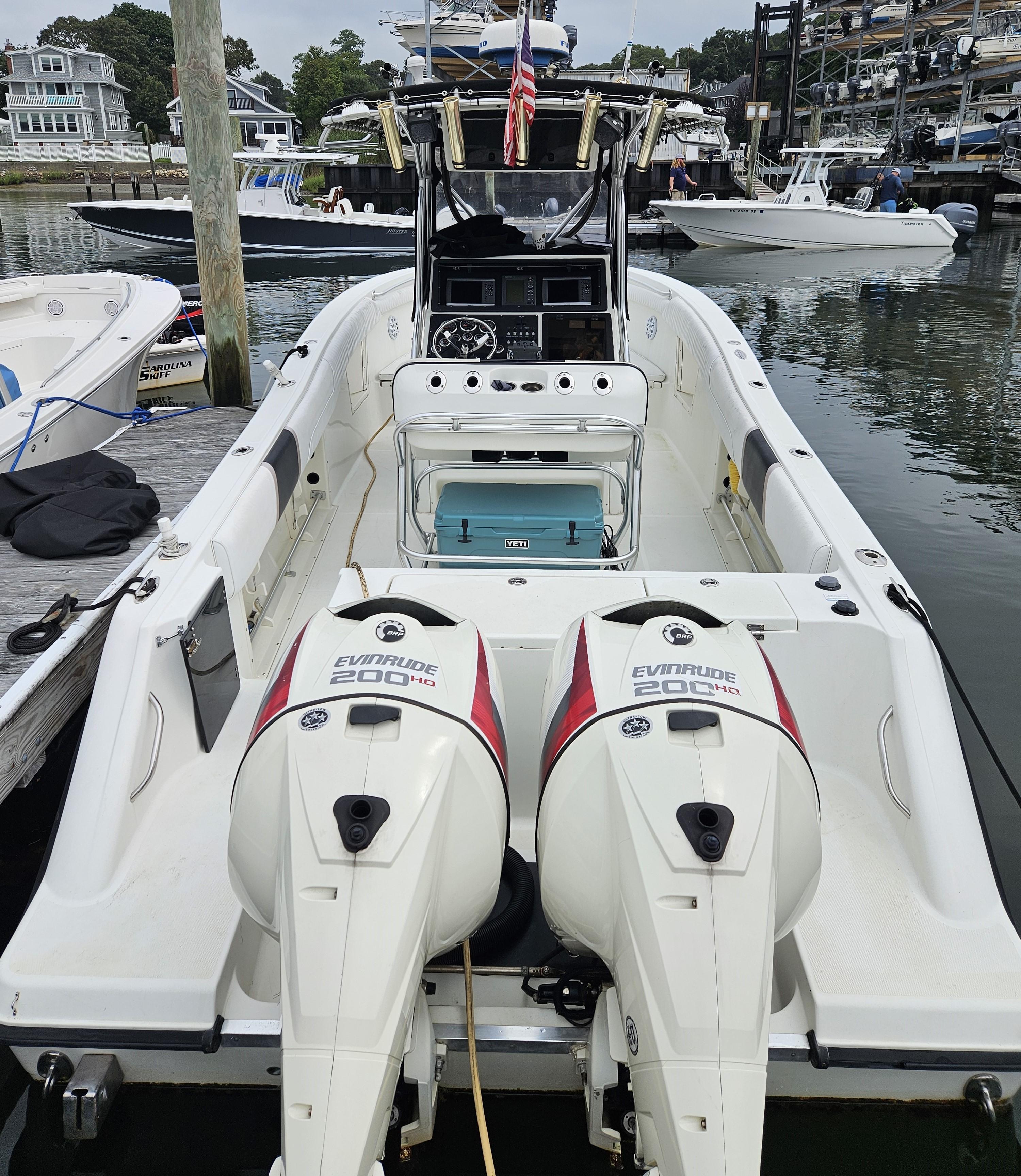 2001 Hydra-Sports 2596 CC Vector Center Console for sale - YachtWorld