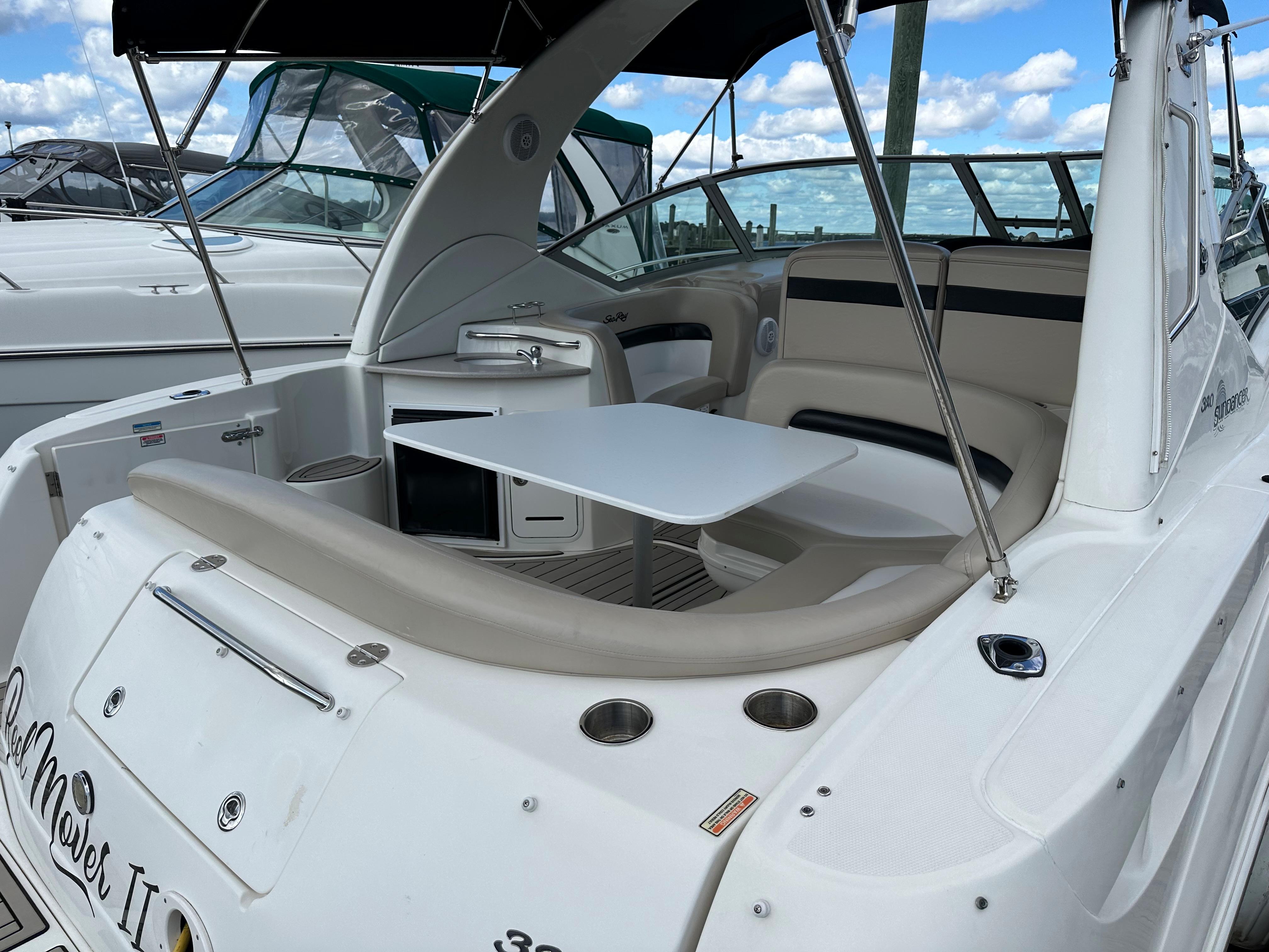2005 Sea Ray 320 Sundancer Cruiser for sale - YachtWorld