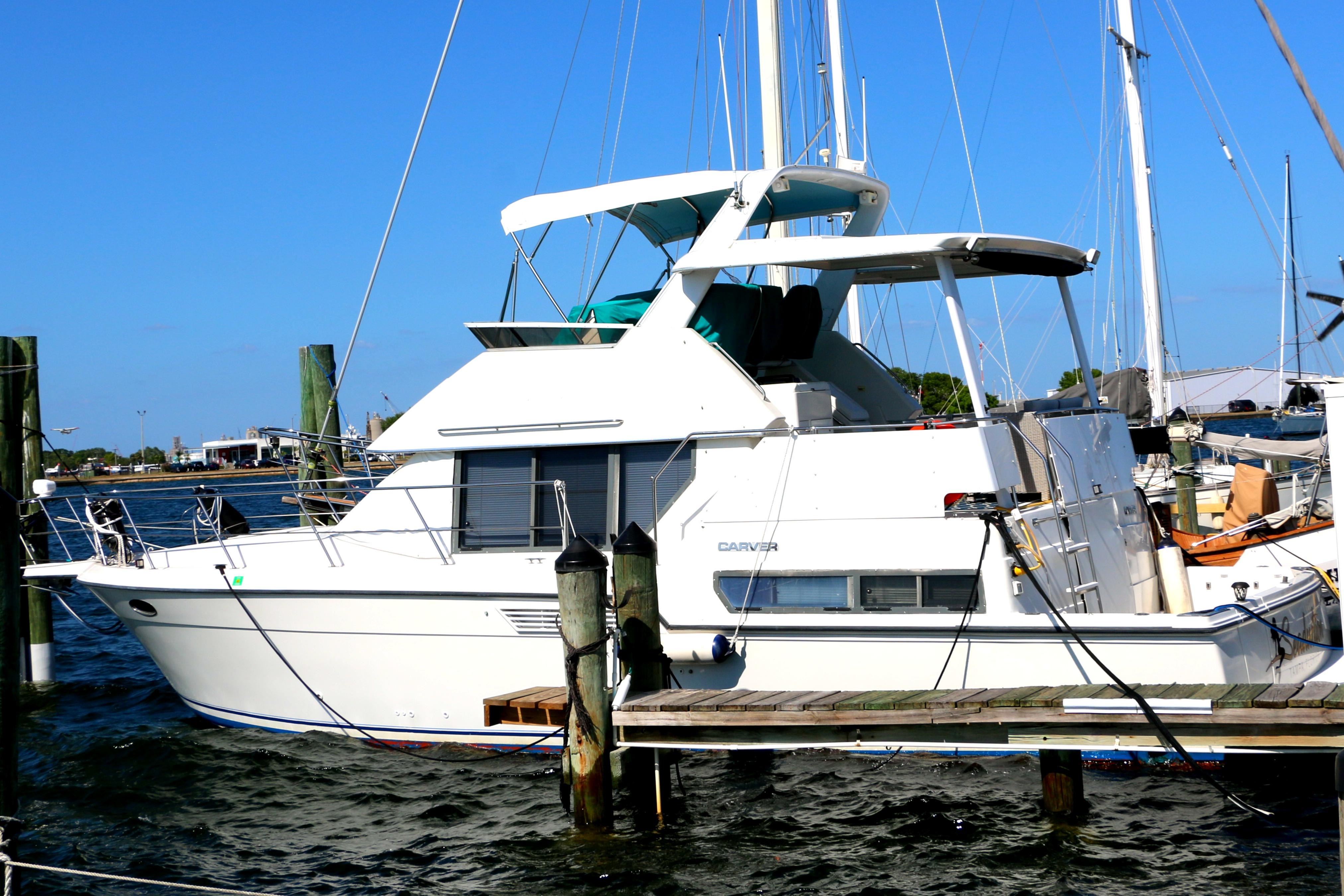 1994 Carver 390CPMY Cruiser for sale - YachtWorld