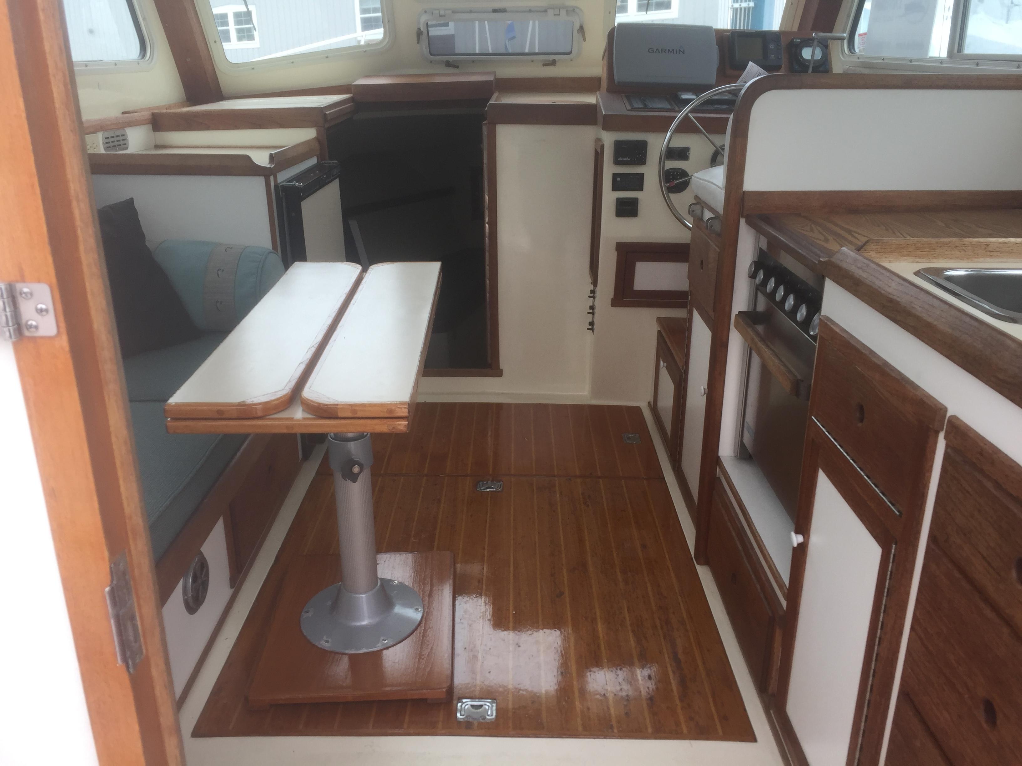 1989 Blue Seas Flybridge Cruiser Downeast for sale - YachtWorld