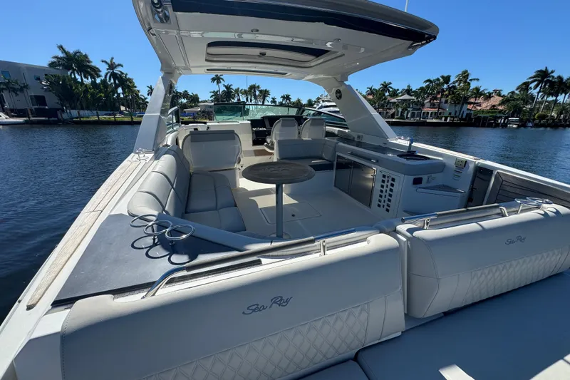 C3 Yacht for Sale | 42 Sea Ray Yachts Fort Lauderdale, FL | Denison ...