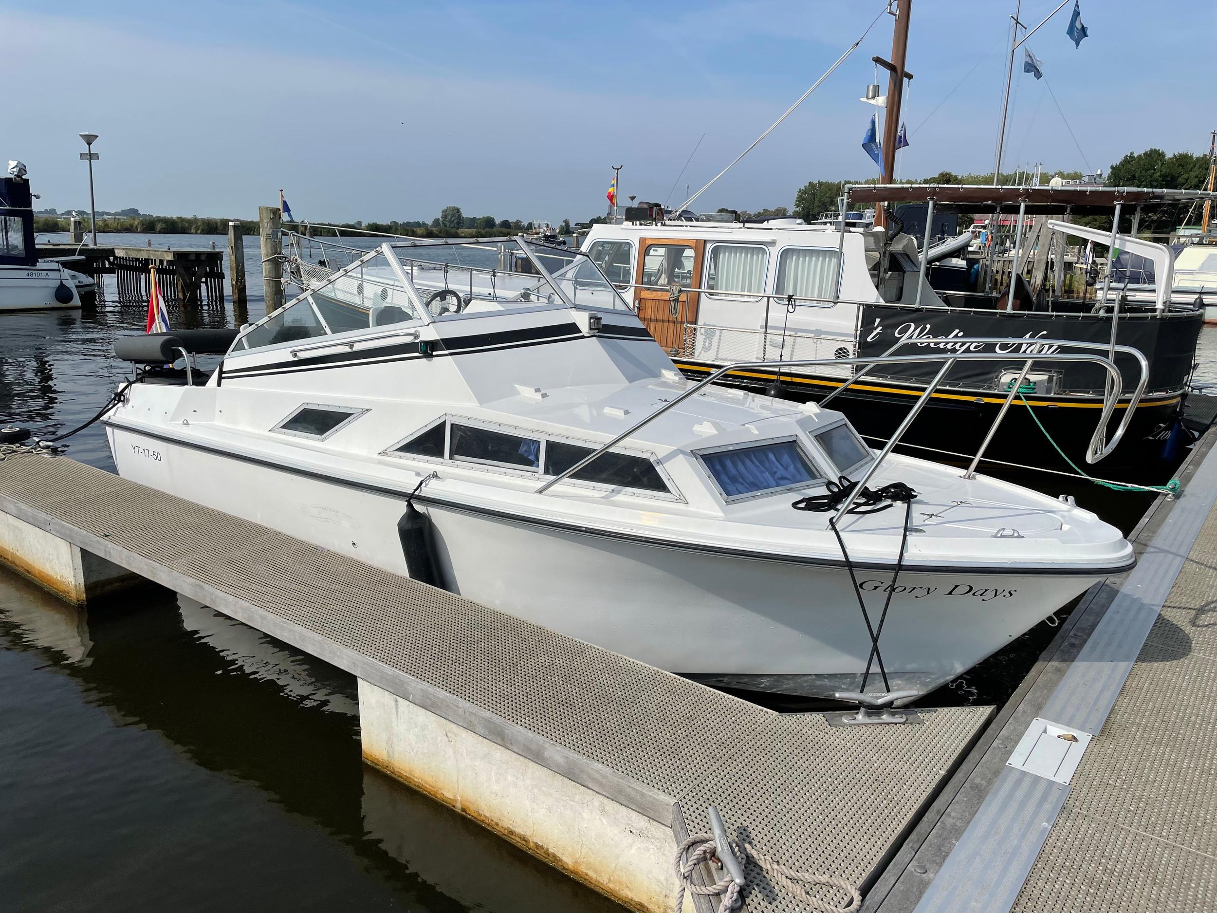 Fairline Holiday | 1983 | 7m | Boatshop24