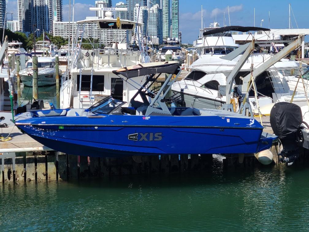 2021 Axis A22 Wasserski/Wakeboard-Boot Kaufen - YachtWorld
