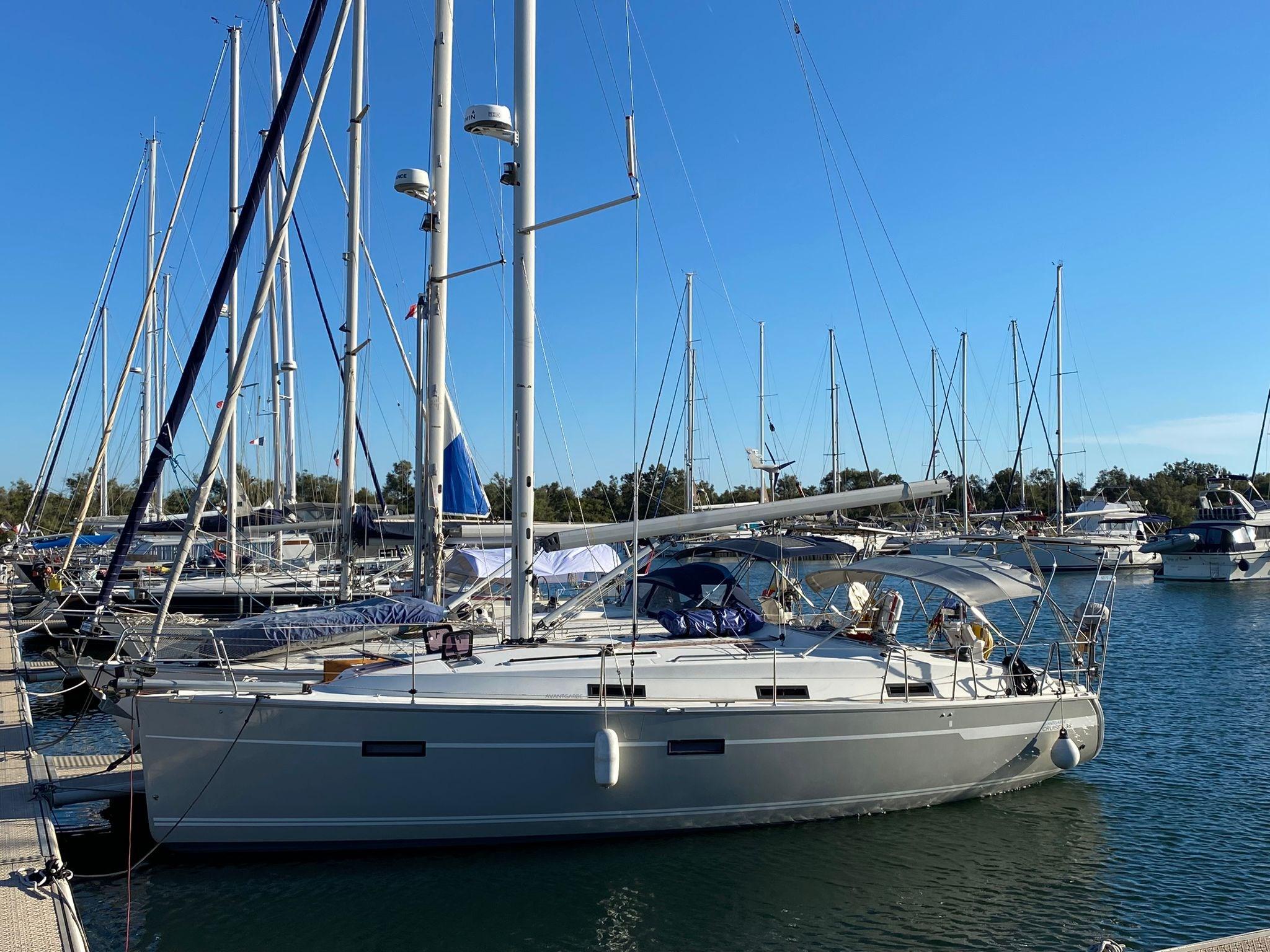 Bavaria 36 Cruiser Avantgarde | 2012 | 11m | Boatshop24