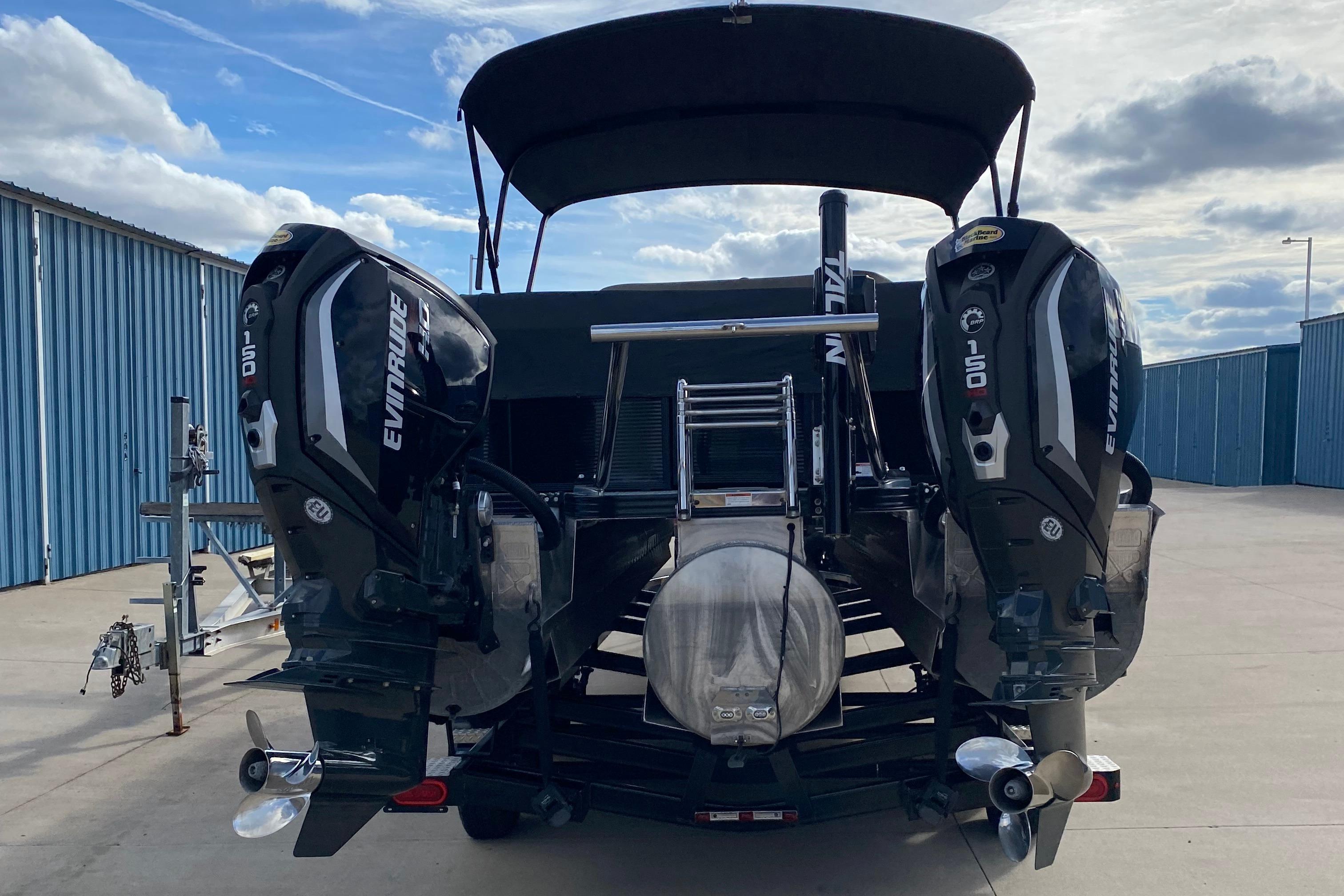 2019 Manitou 250 Encore SHP Bateaux ponton à vendre - YachtWorld