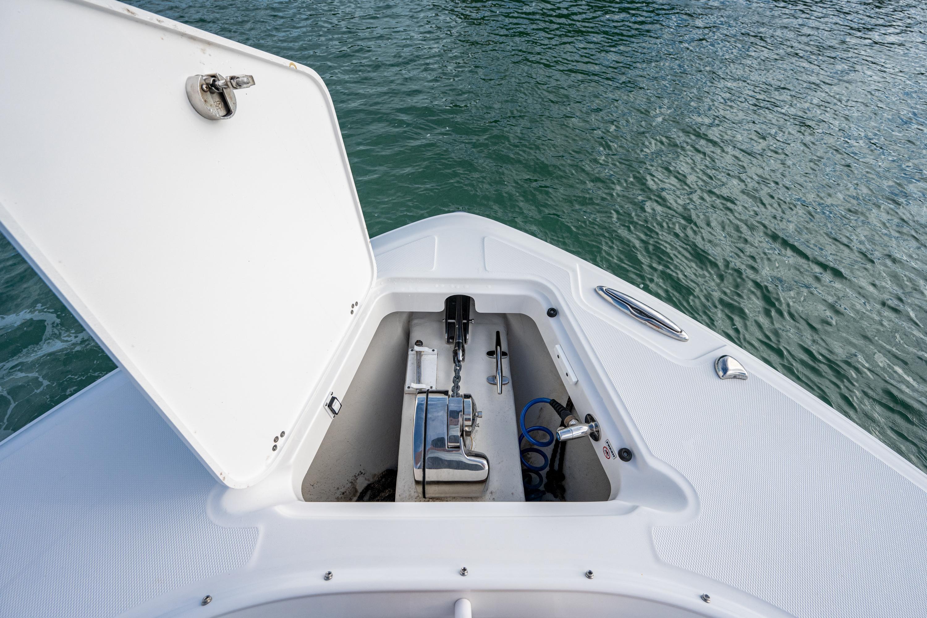 2020 Edgewater 370CC Center Console for sale - YachtWorld