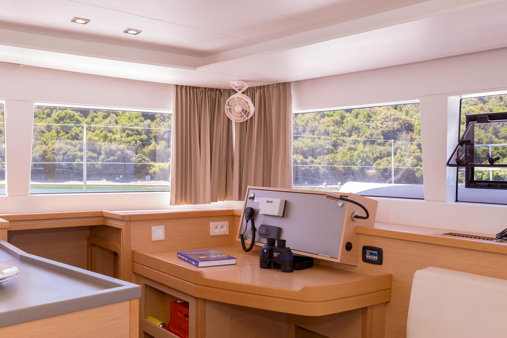 2016 Lagoon 450F Catamaran for sale - YachtWorld