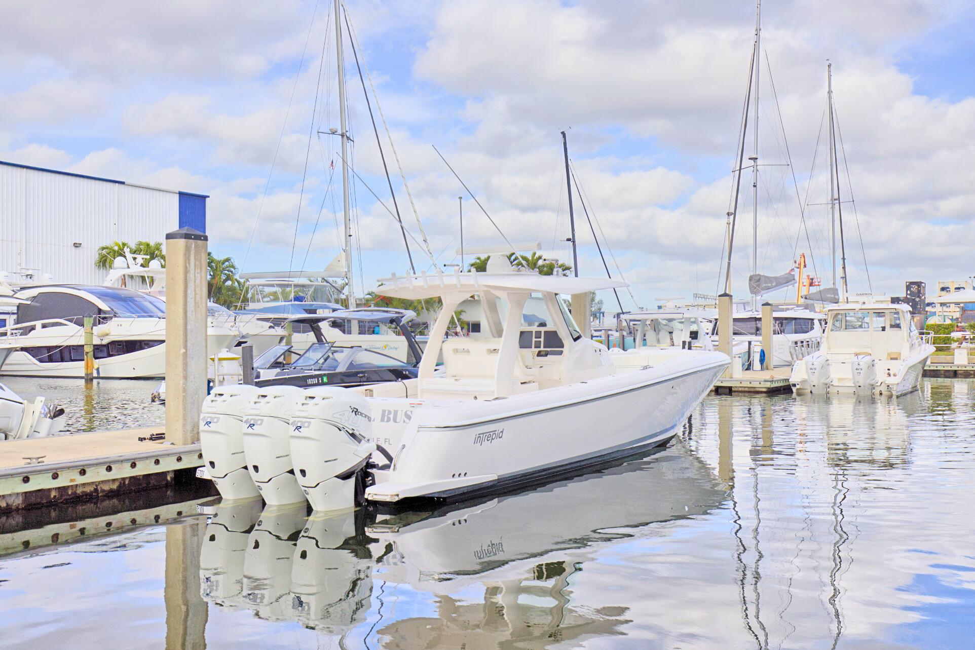 2020 Intrepid 375 Nomad SE Saltwater Fishing for sale - YachtWorld