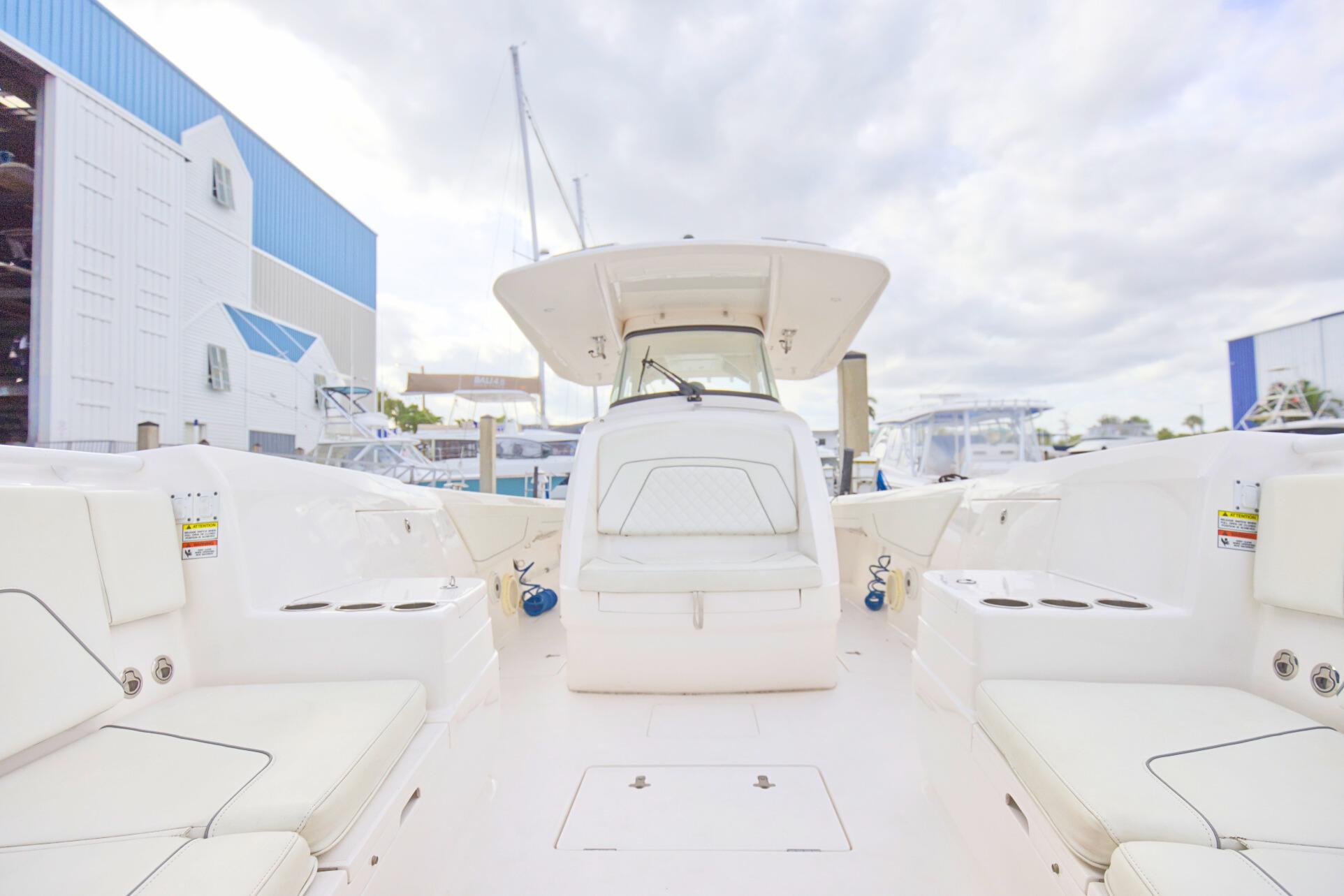 2020 Intrepid 375 Nomad SE Saltwater Fishing for sale - YachtWorld