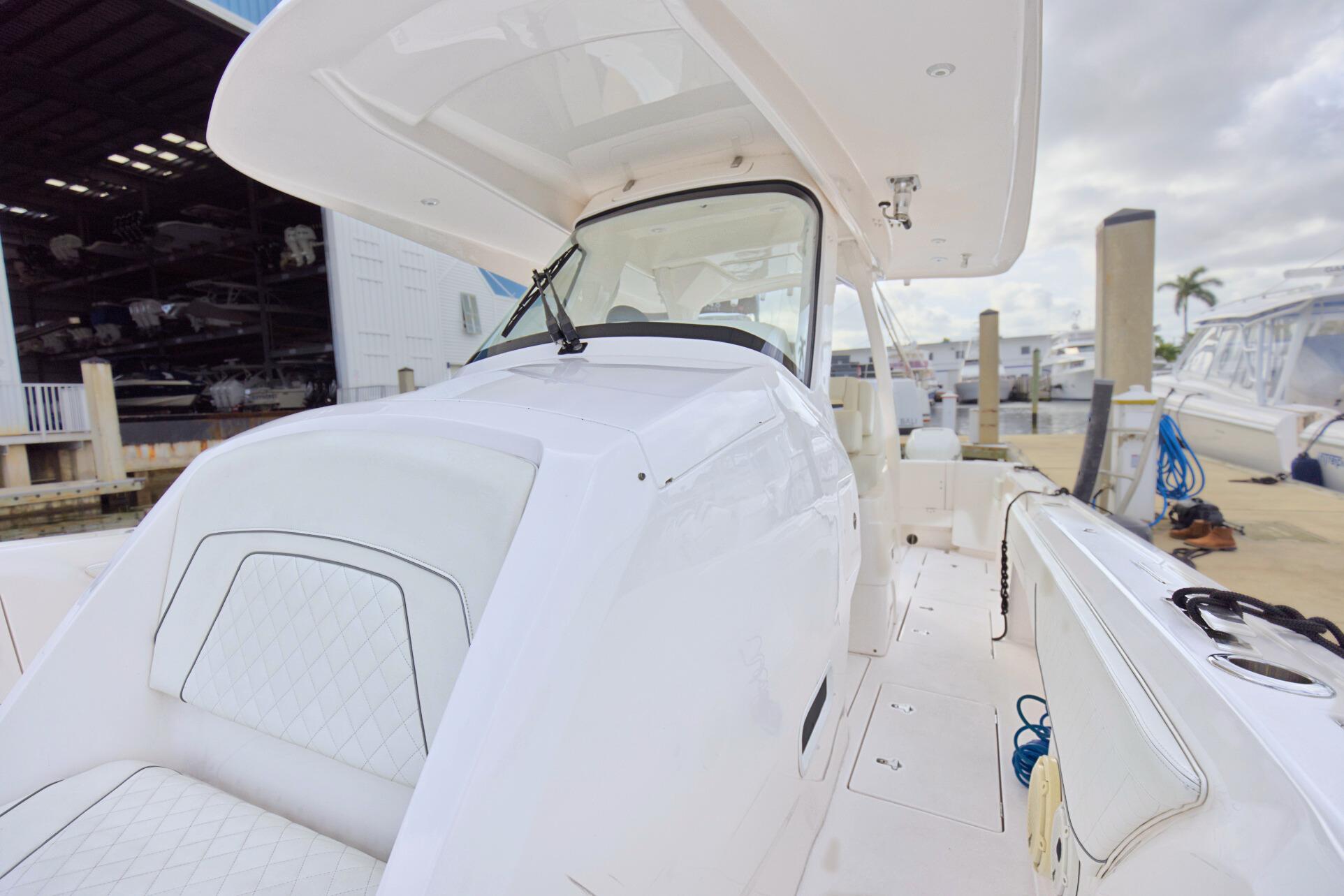 2020 Intrepid 375 Nomad SE Saltwater Fishing for sale - YachtWorld