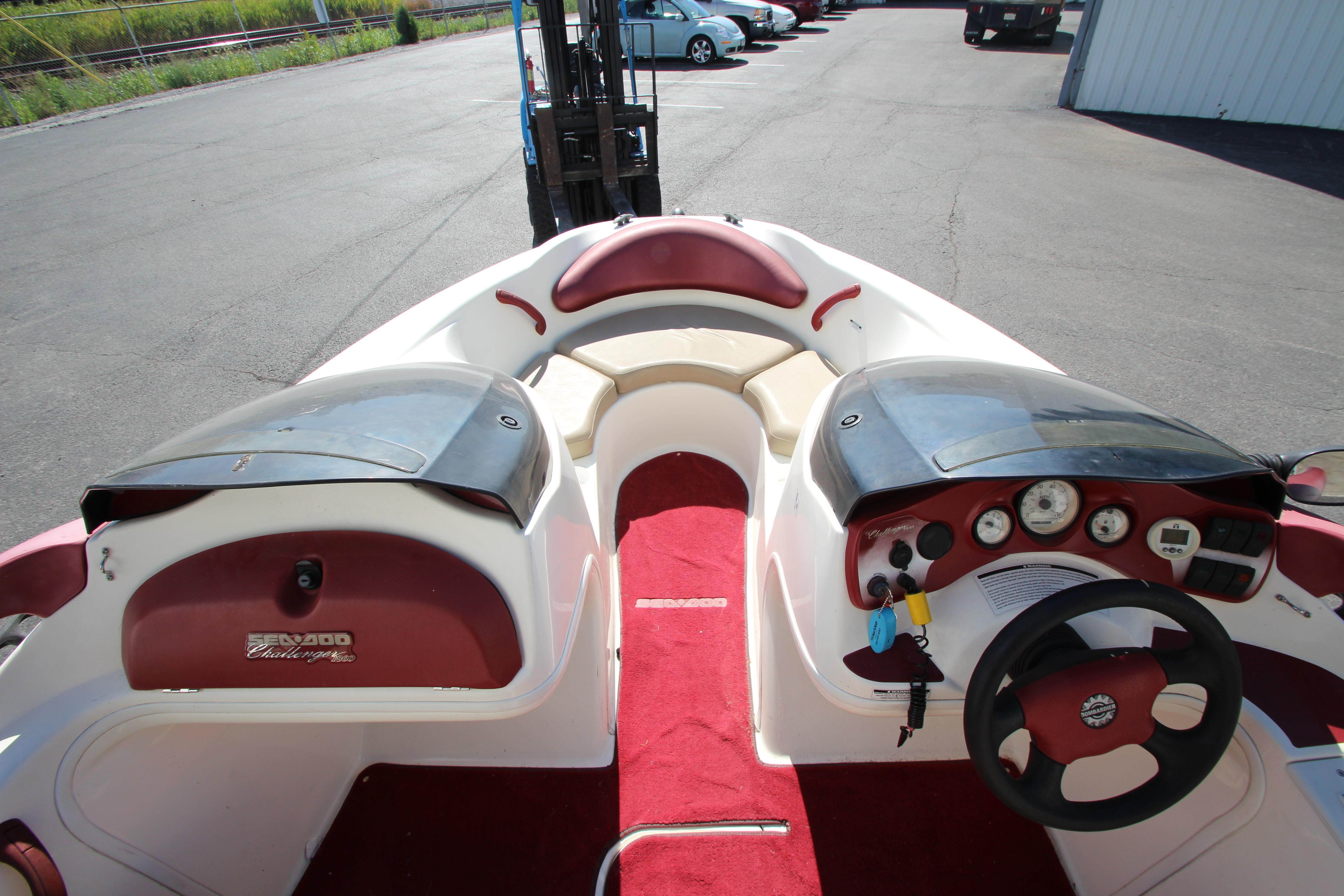 2000 Bombardier Challenger 1800 Jetboot Kaufen - YachtWorld