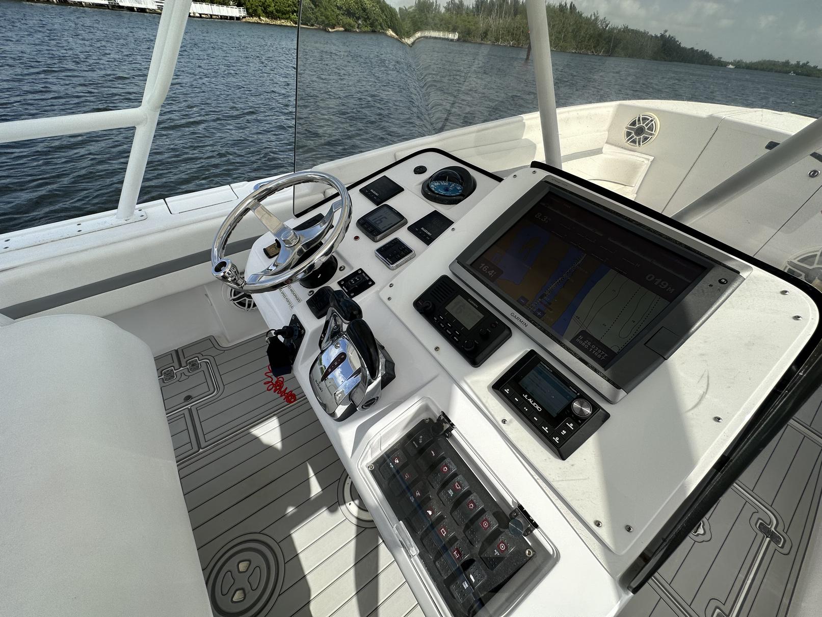 2003 Intrepid 32 Center Console for sale - YachtWorld