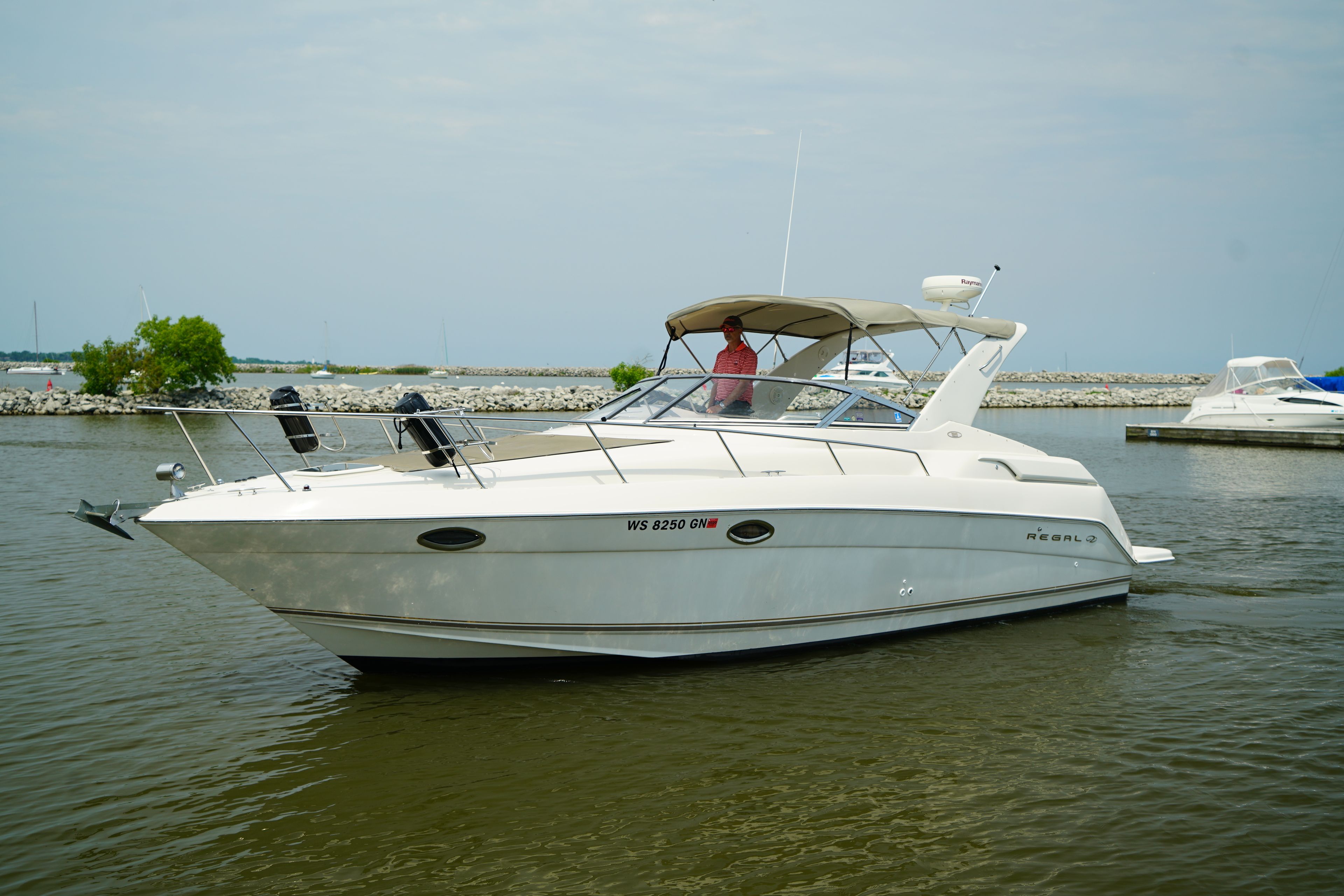 2001 Regal Commodore 3260 - Weber Yachts