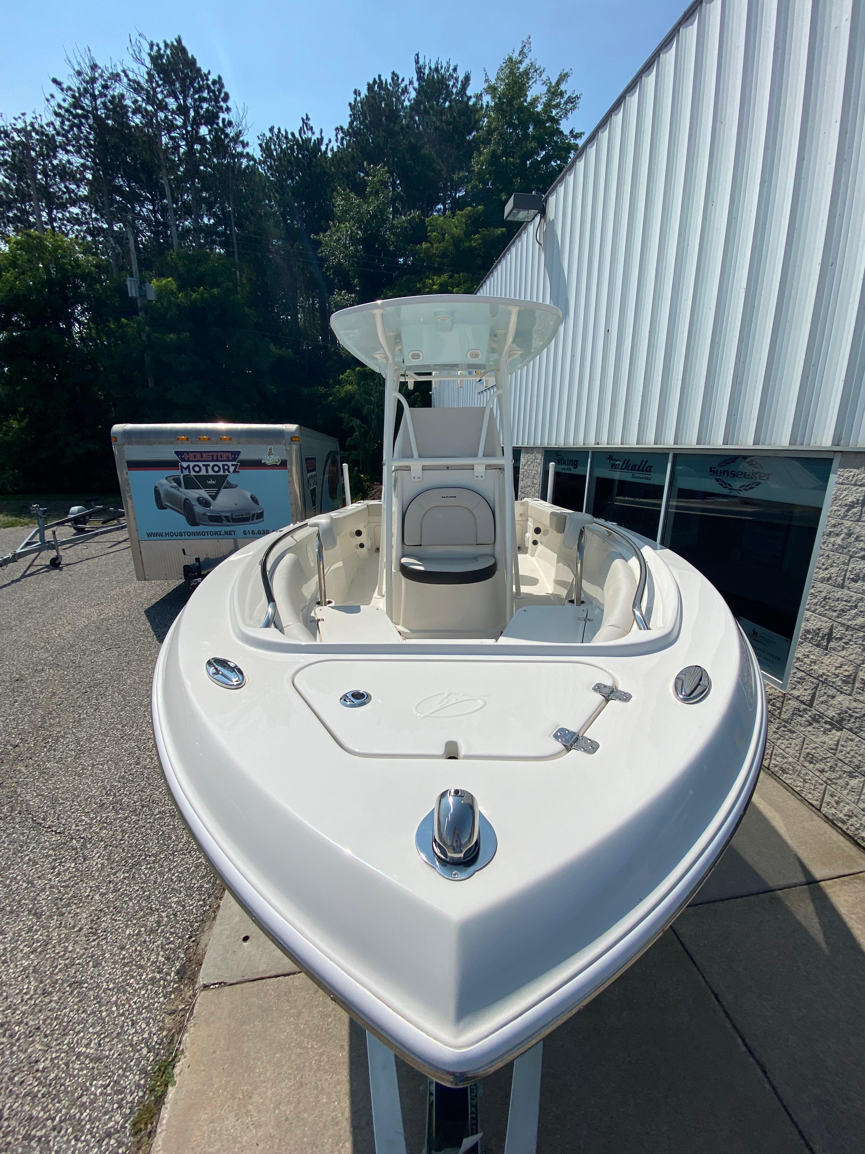2022 Sailfish 220 CC Center Console for sale - YachtWorld