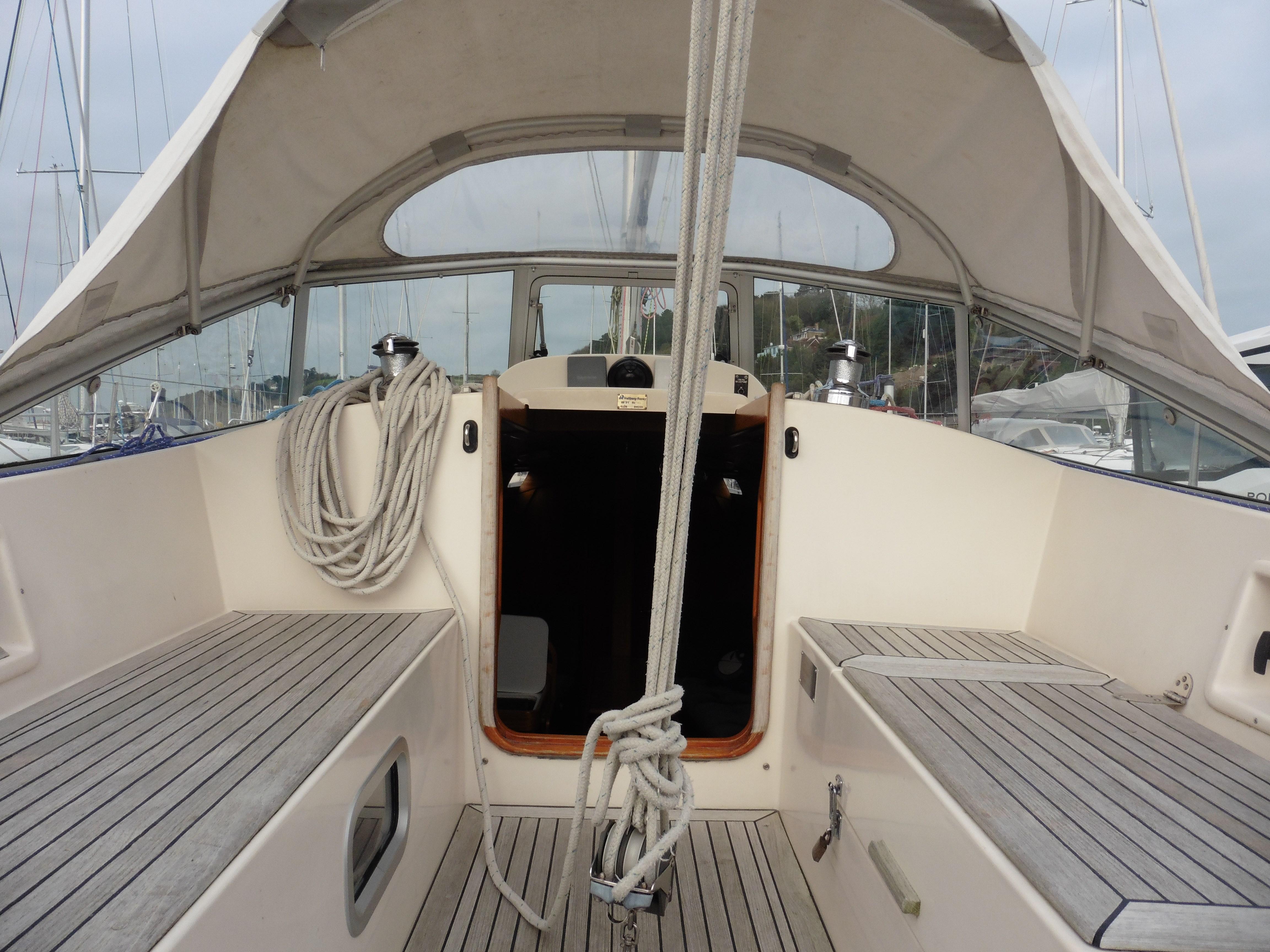 Hallberg-Rassy 31 | 1999 | 9m - Devon | Boatshop24