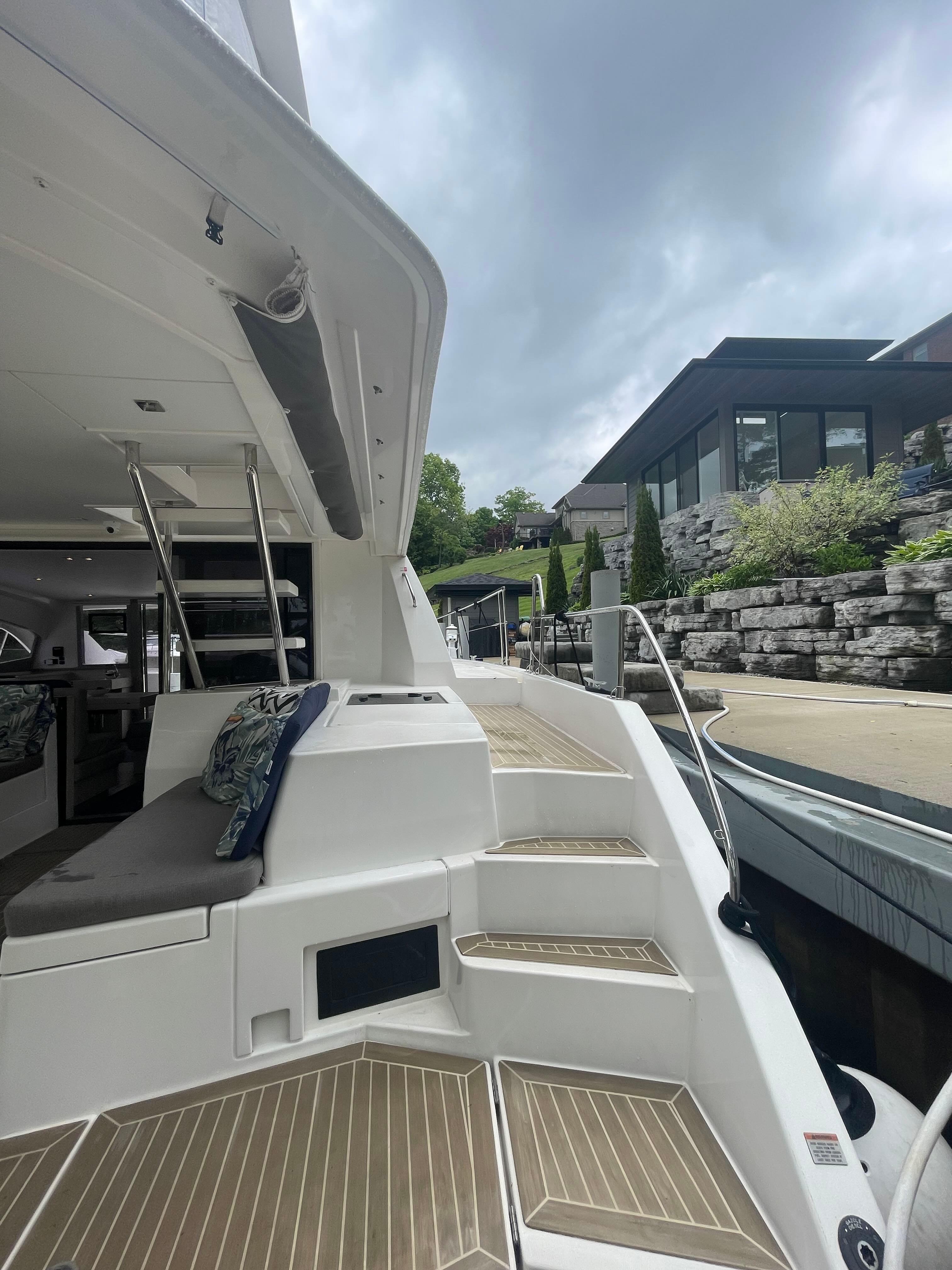 2020 Leopard 43 Powercat Power Catamaran for sale - YachtWorld