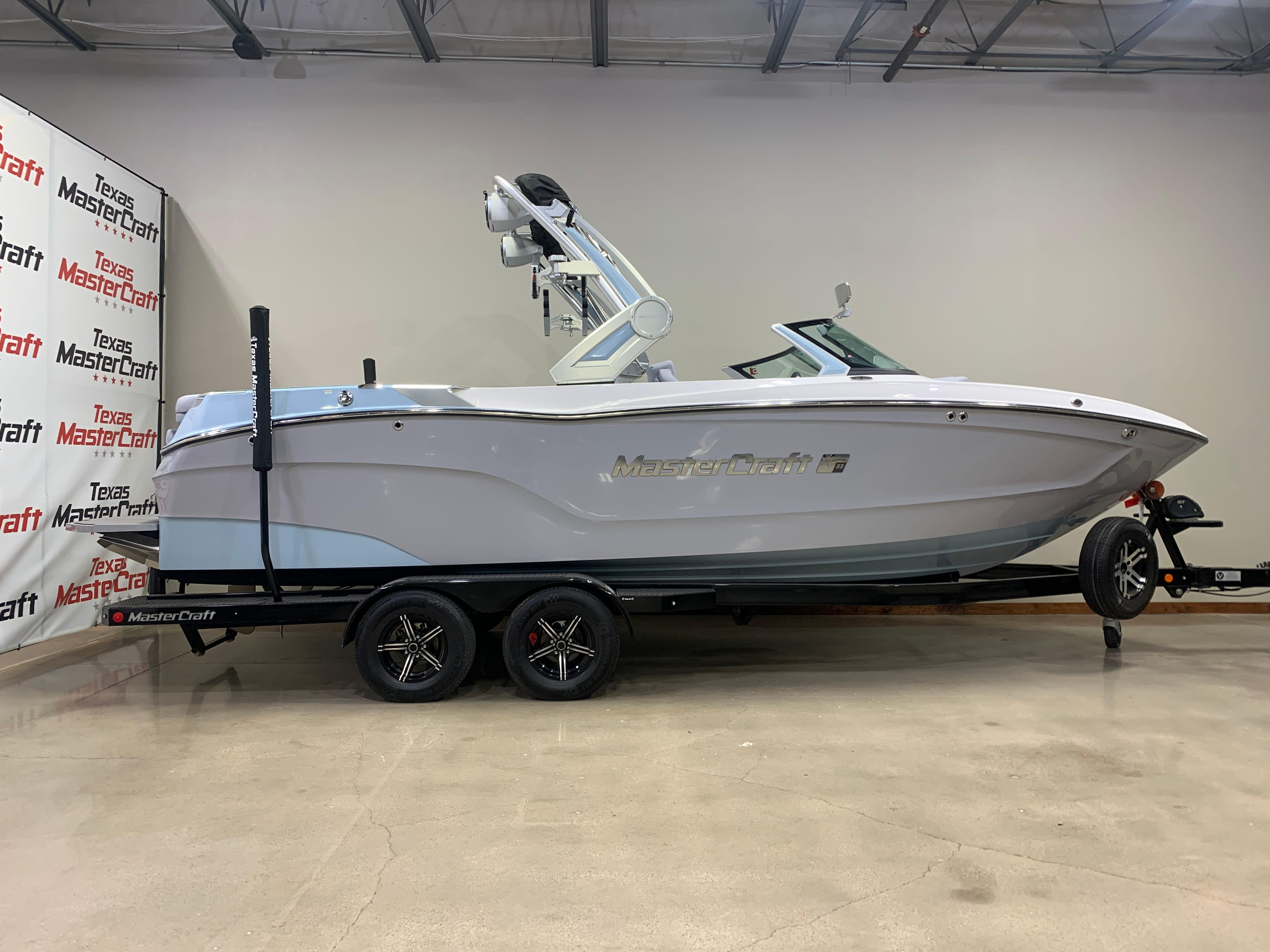 2022 MasterCraft XT23 Ski and Wakeboard for sale - YachtWorld