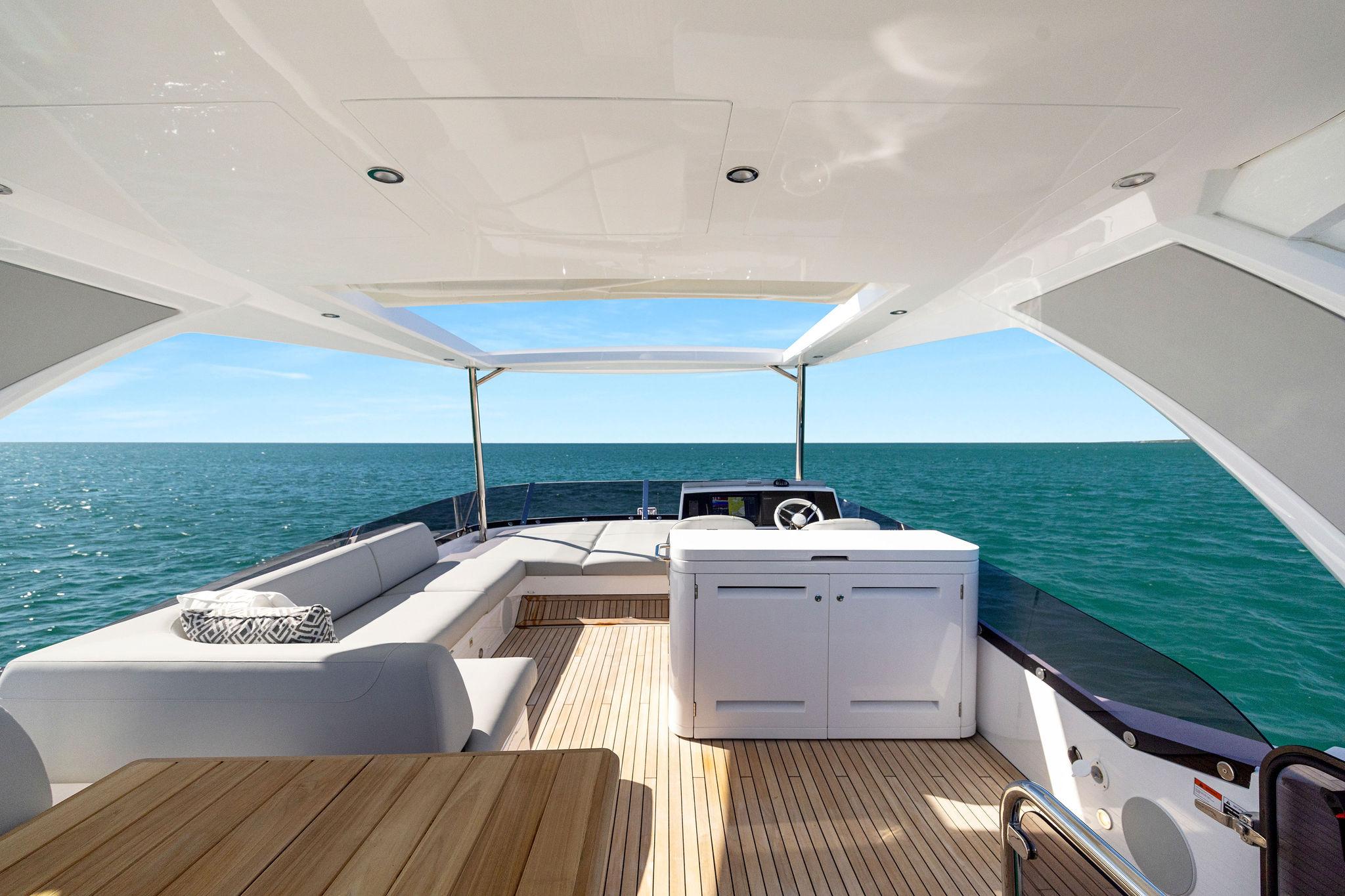 2024 Sunseeker 68 Manhattan Motor Yachts for sale - YachtWorld