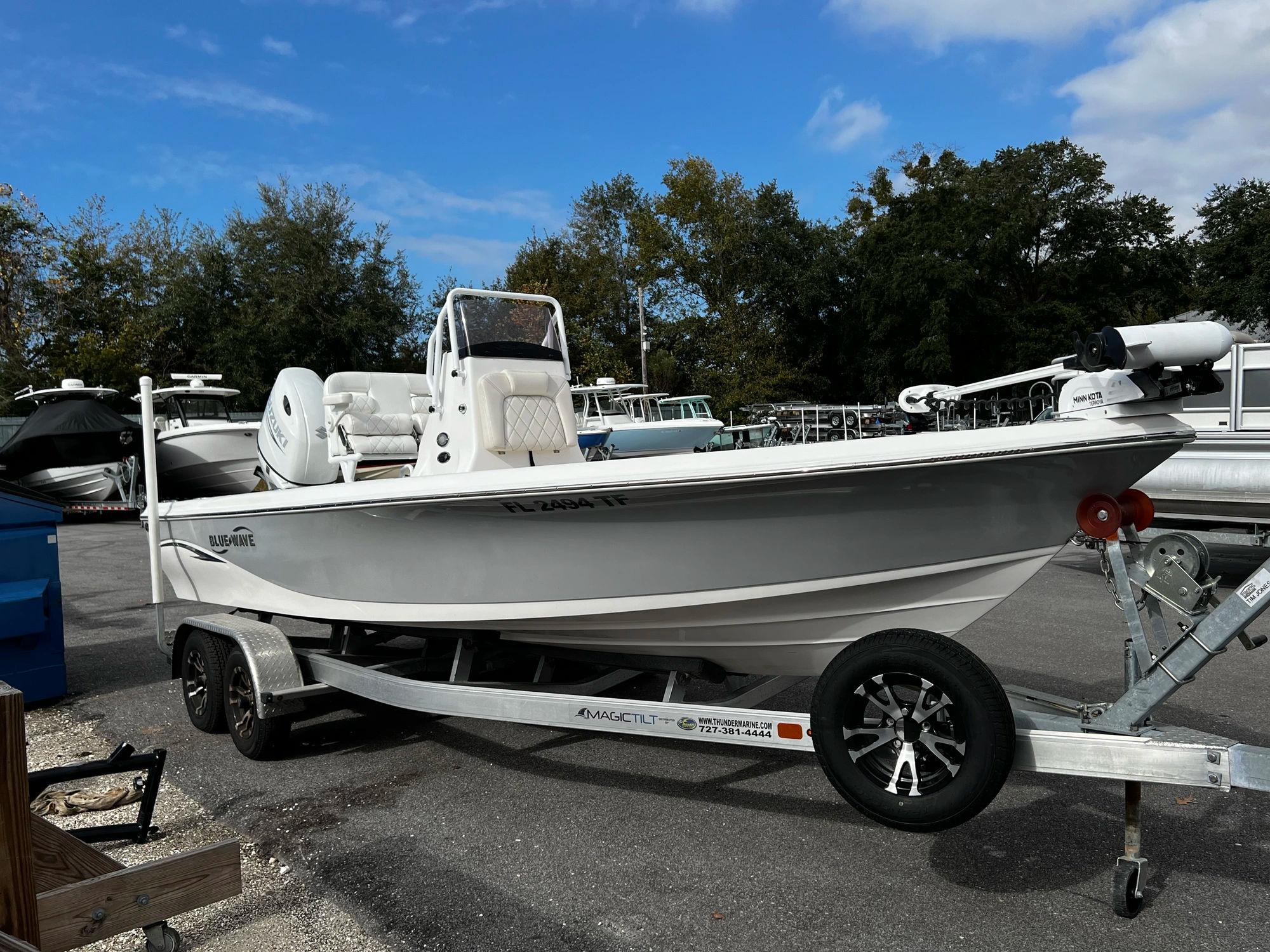 2022 Blue Wave 2200 PureBay Center Console for sale - YachtWorld