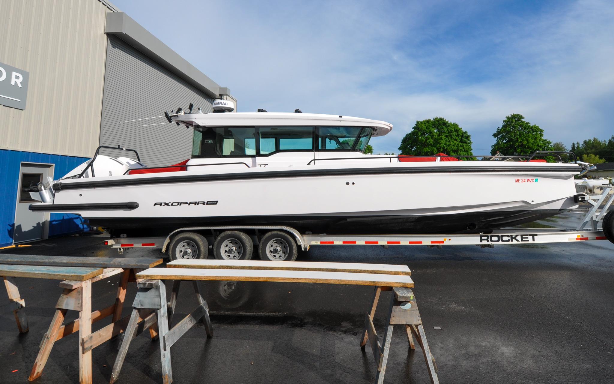 2020 Axopar 37 Cross Cabin Express Cruiser for sale - YachtWorld