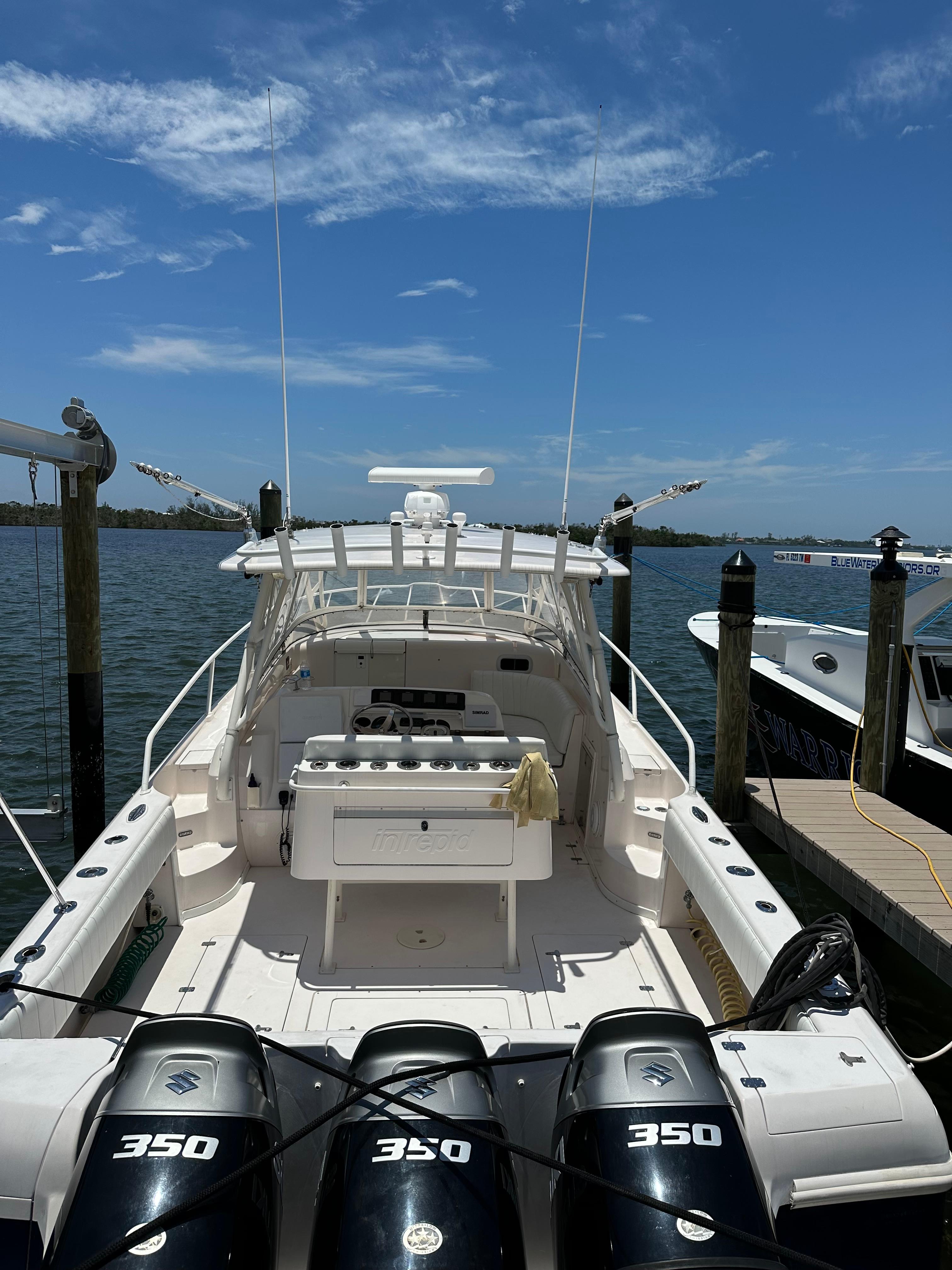 Used 2002 Intrepid 377 Walkaround - Florida | TopBoats