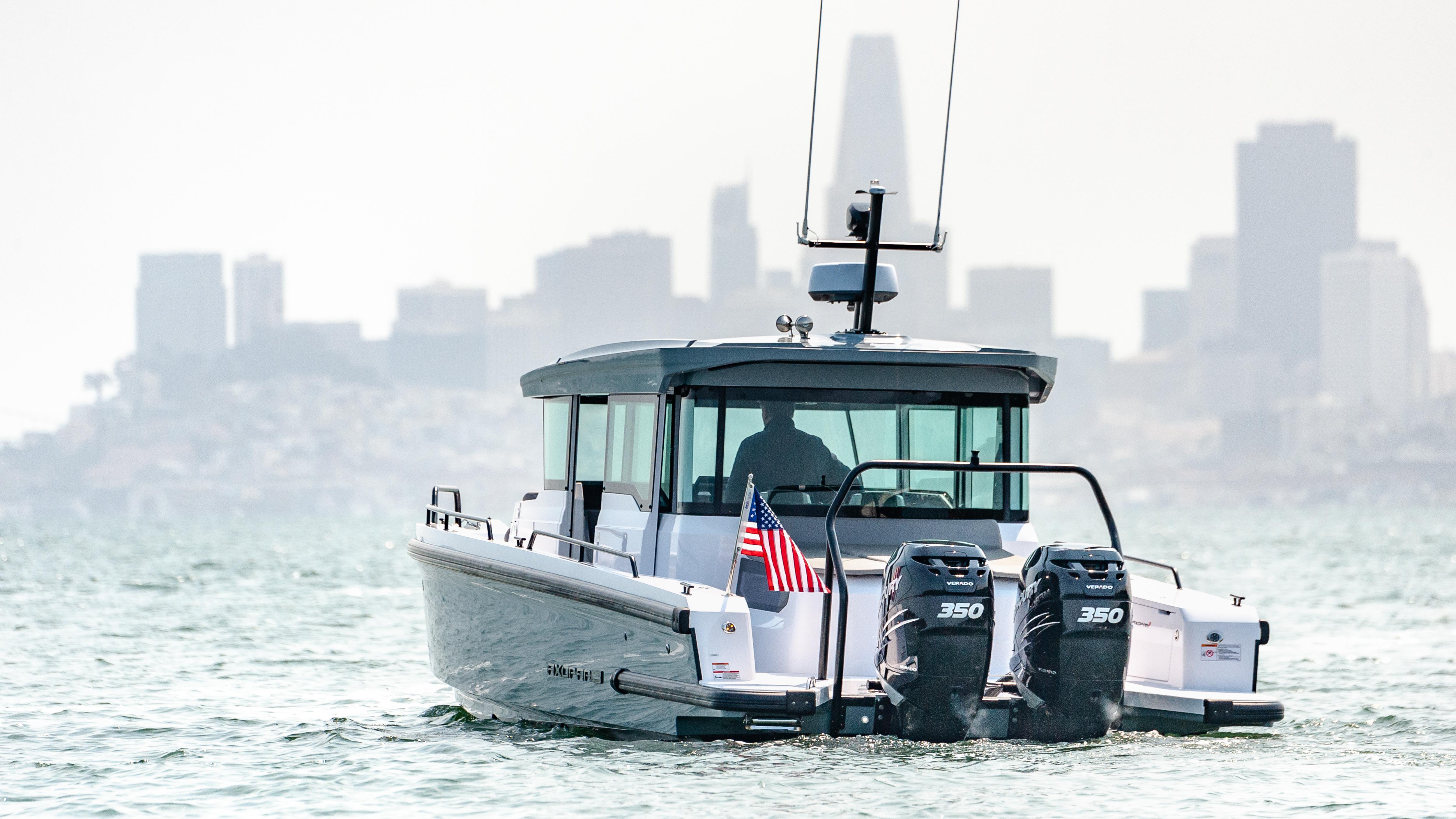 2025 Axopar 37 XC Cross Cabin with Aft Bench Cruiser for sale - YachtWorld