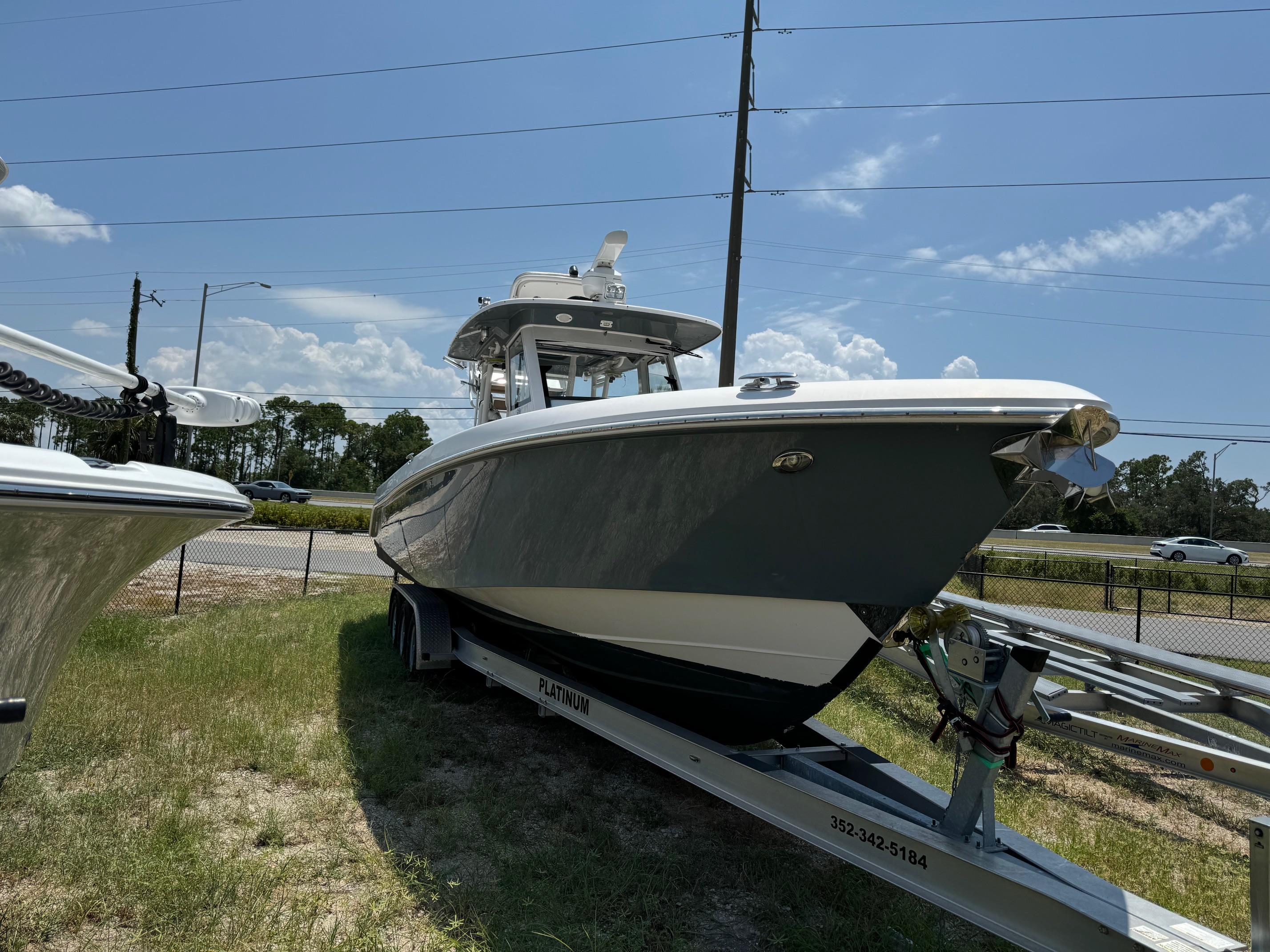 2013 Everglades 355 Tournament Center Console for sale - YachtWorld