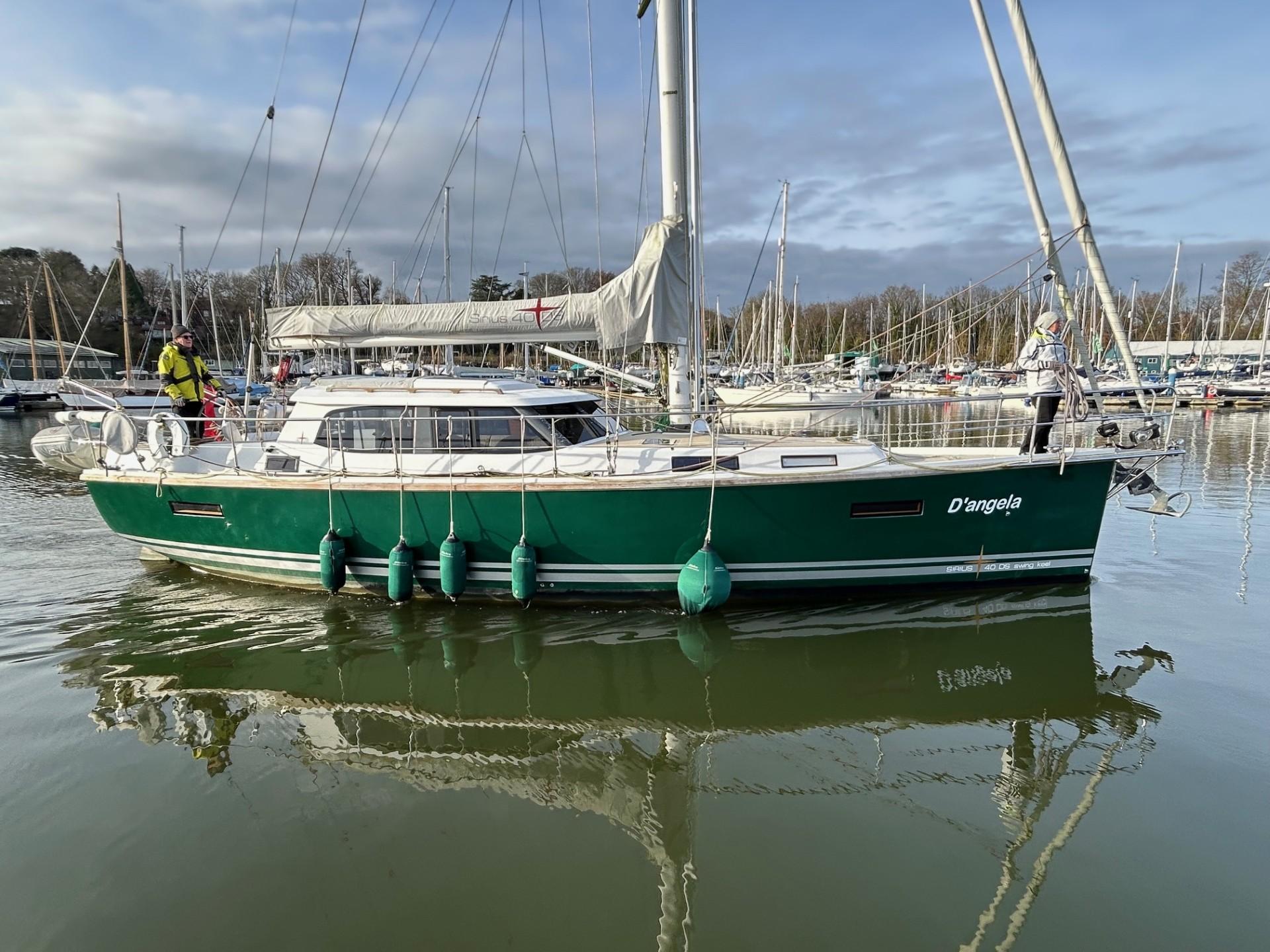 Sirius 40DS 13m 2018, Segelyachten - Hampshire | Boot24
