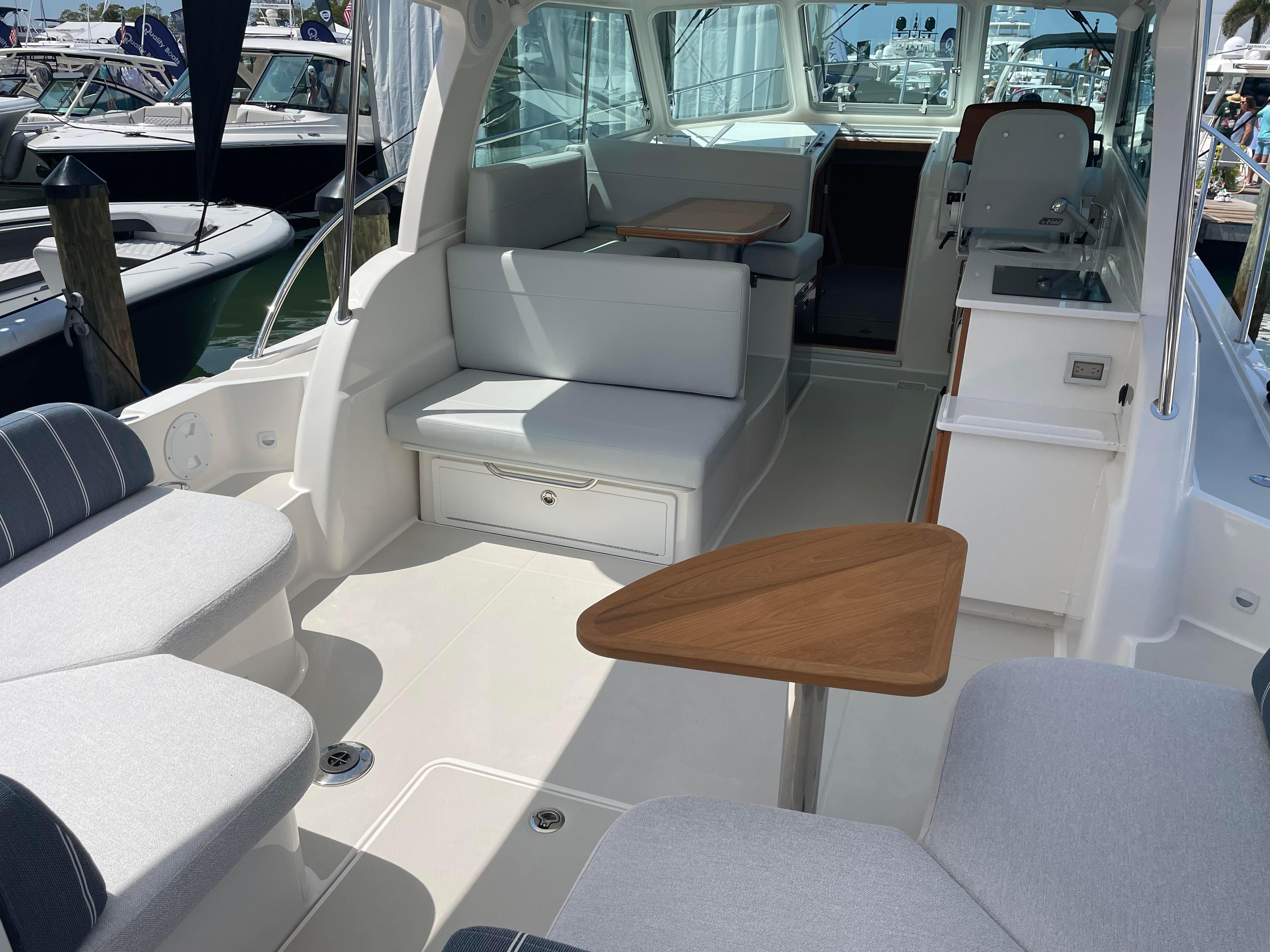 2026 Back Cove 34O Express Cruiser for sale - YachtWorld