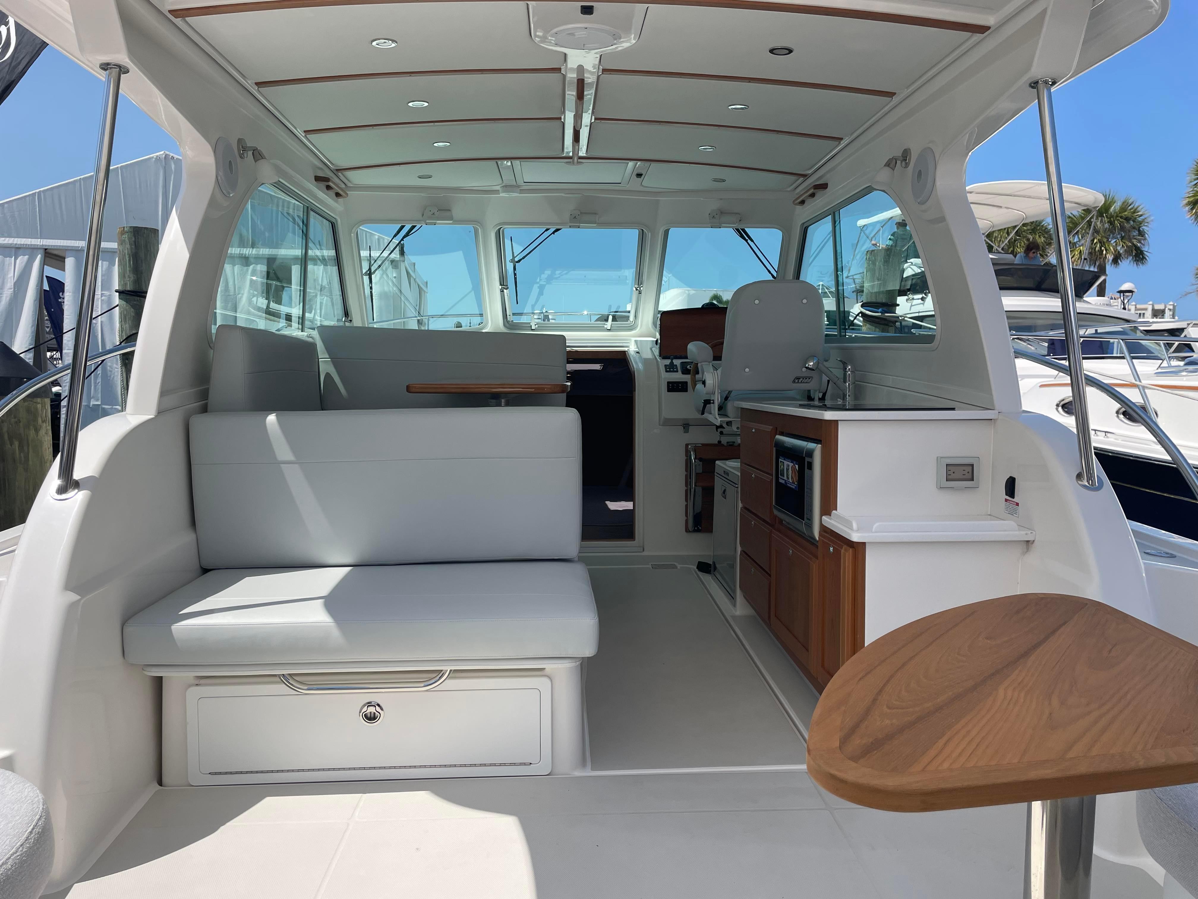 2026 Back Cove 34O Express Cruiser for sale - YachtWorld