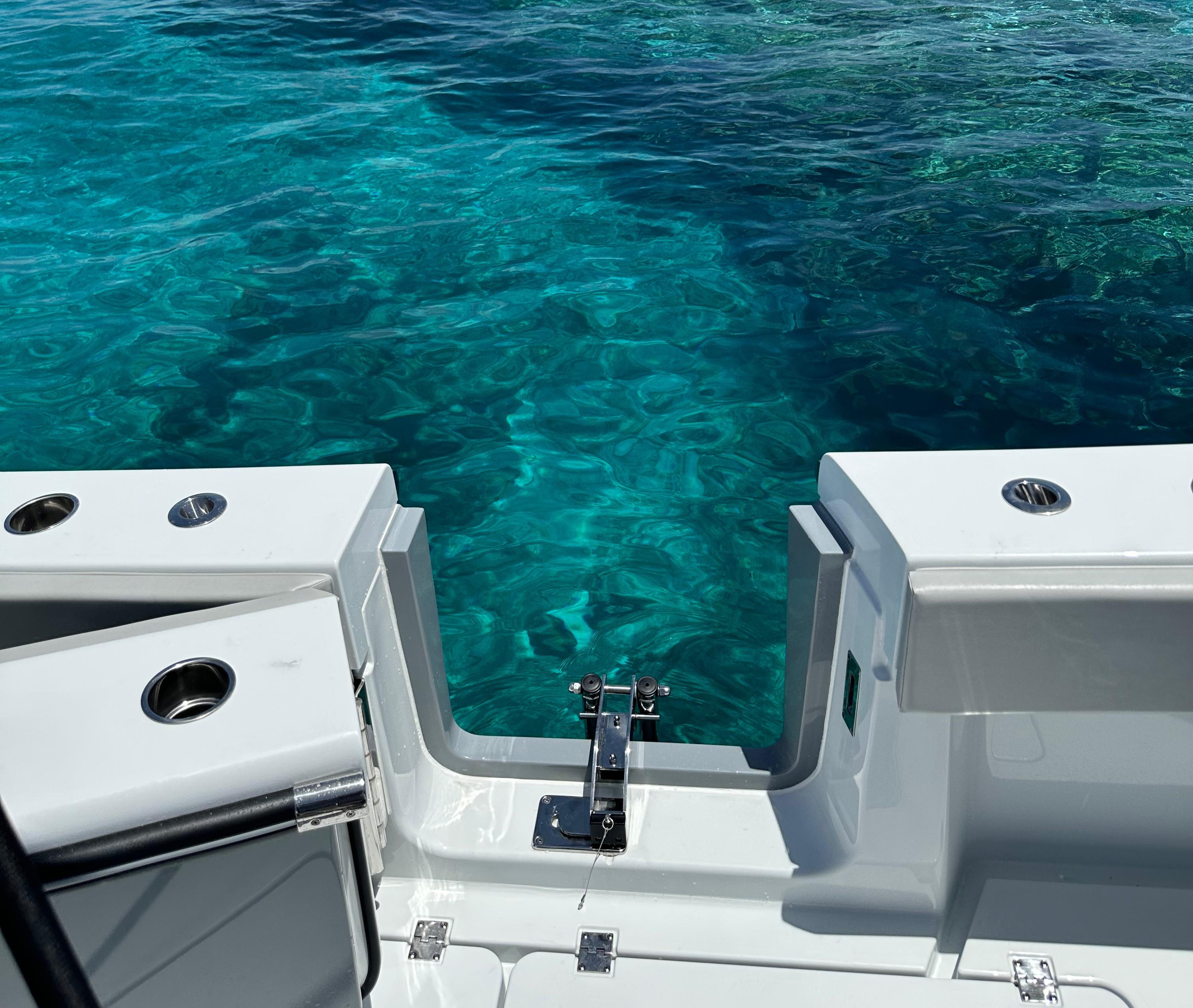 2024 Freeman 38 Centre Console for sale - YachtWorld