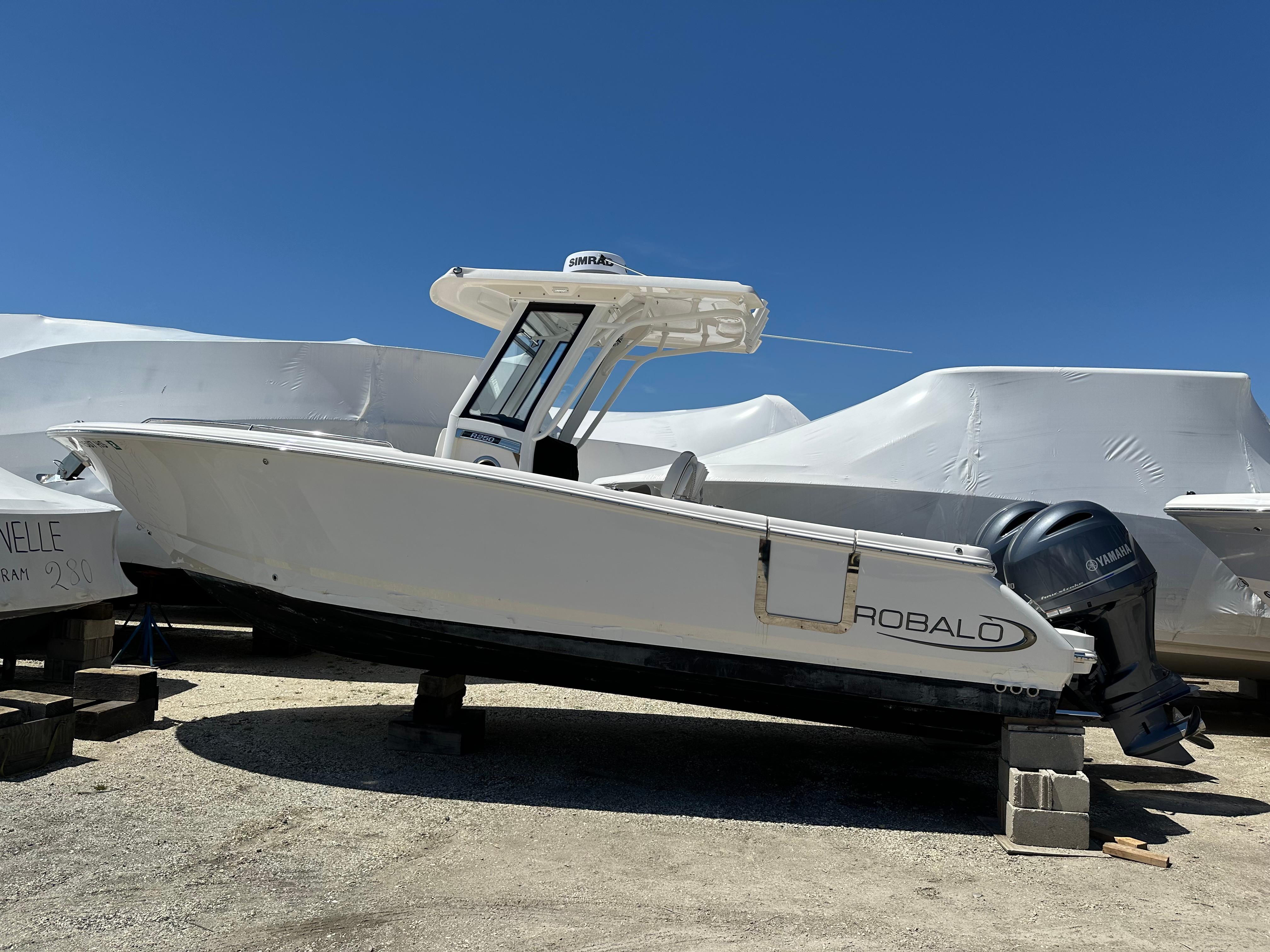 2023 Robalo R250 Center Console Centre Console for sale - YachtWorld