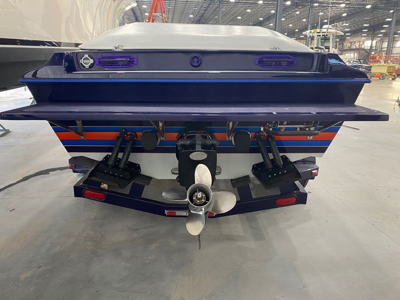 1997 Howard 22 Offshore - Weber Yachts