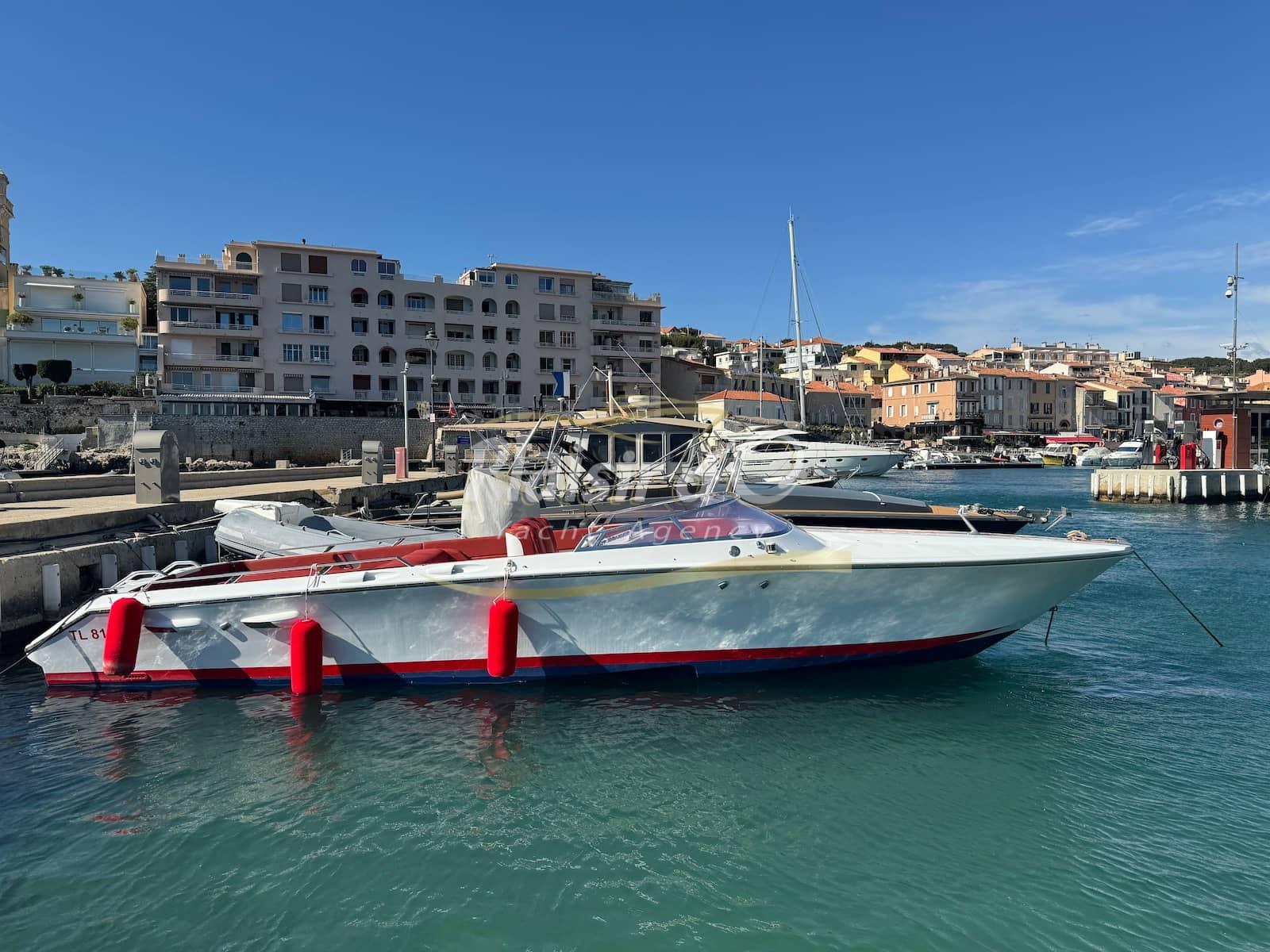 Used 1988 Monte Carlo Yachts 30 Offshorer - 83 - Var | TopBoats