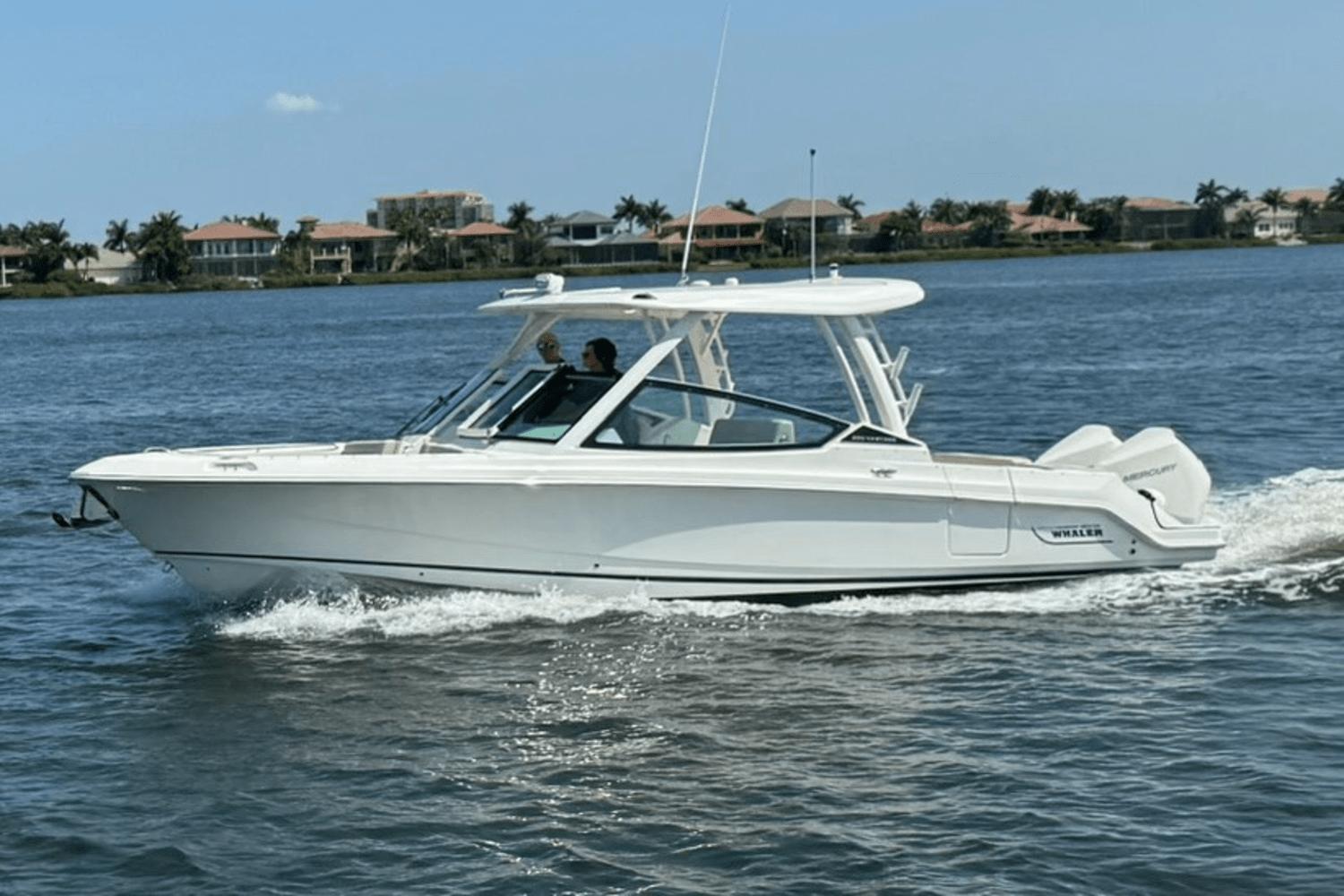 2022 Boston Whaler 280 Vantage Dual Console for sale - YachtWorld