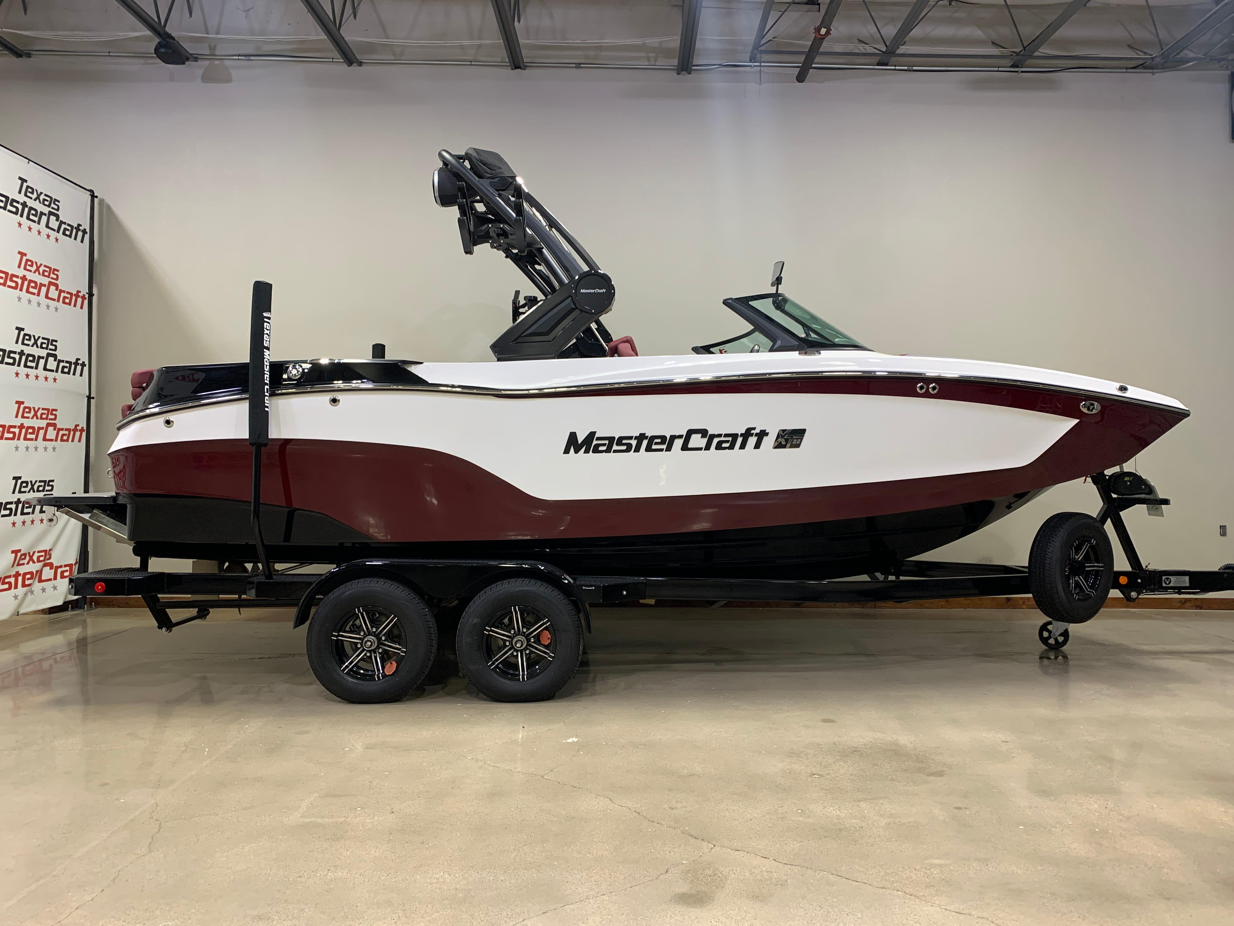 2023 MasterCraft XT22 Ski and Wakeboard for sale - YachtWorld