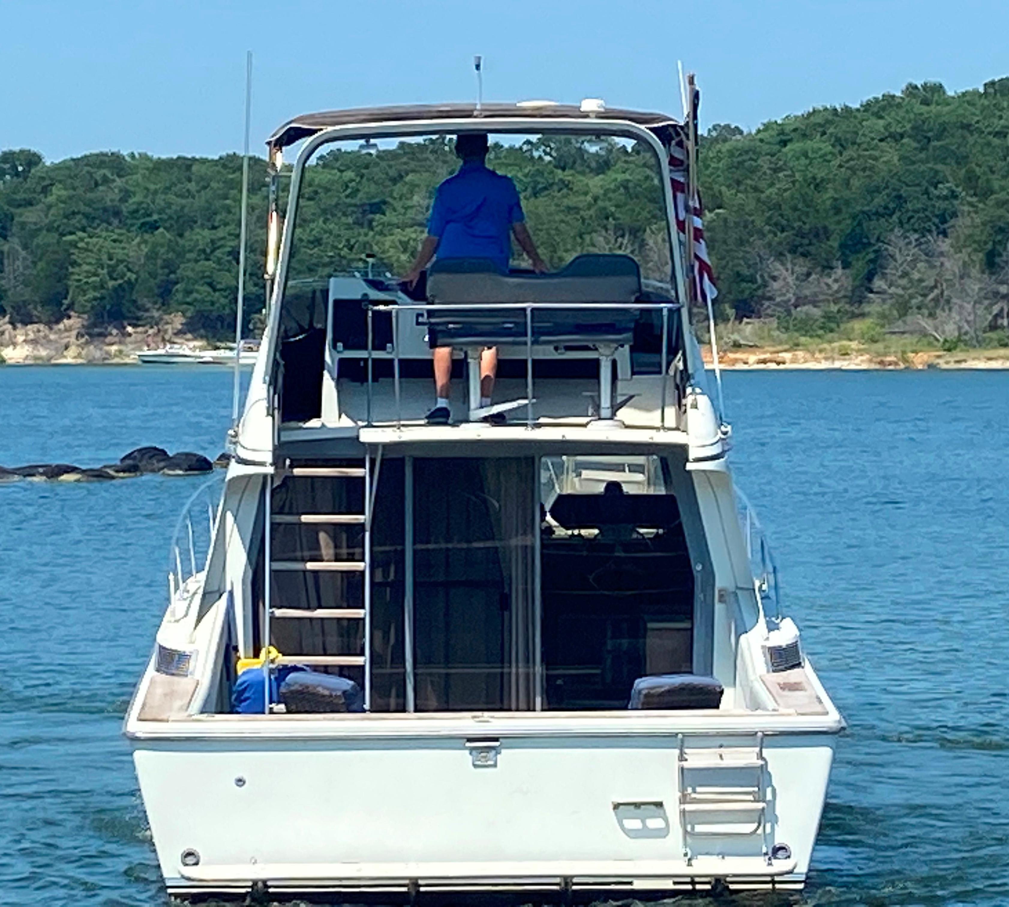 1984 Trojan 10 Meter Sedan Flybridge for sale - YachtWorld