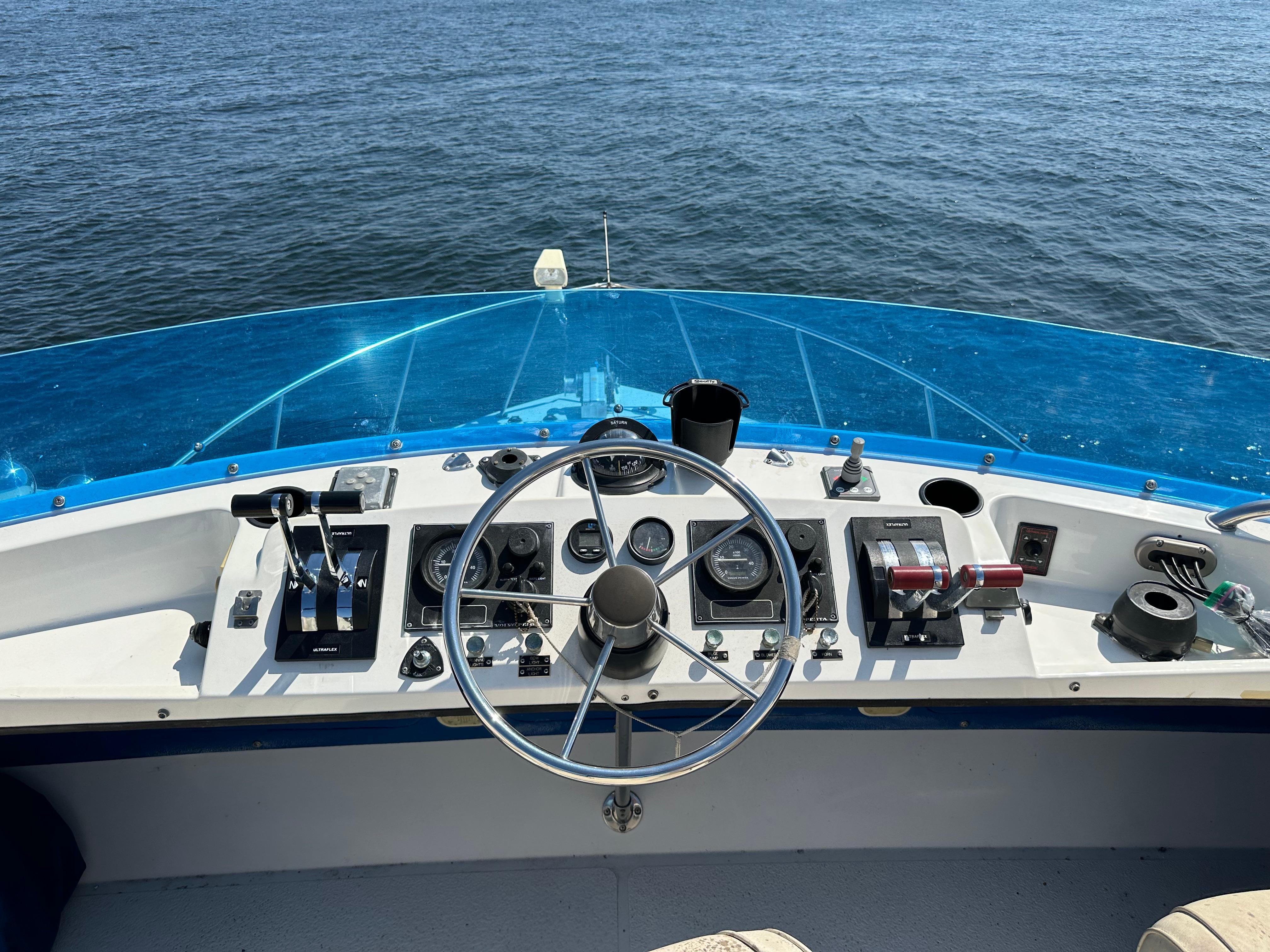 2000 Commander Sport Fish Sport Fishing for sale - YachtWorld