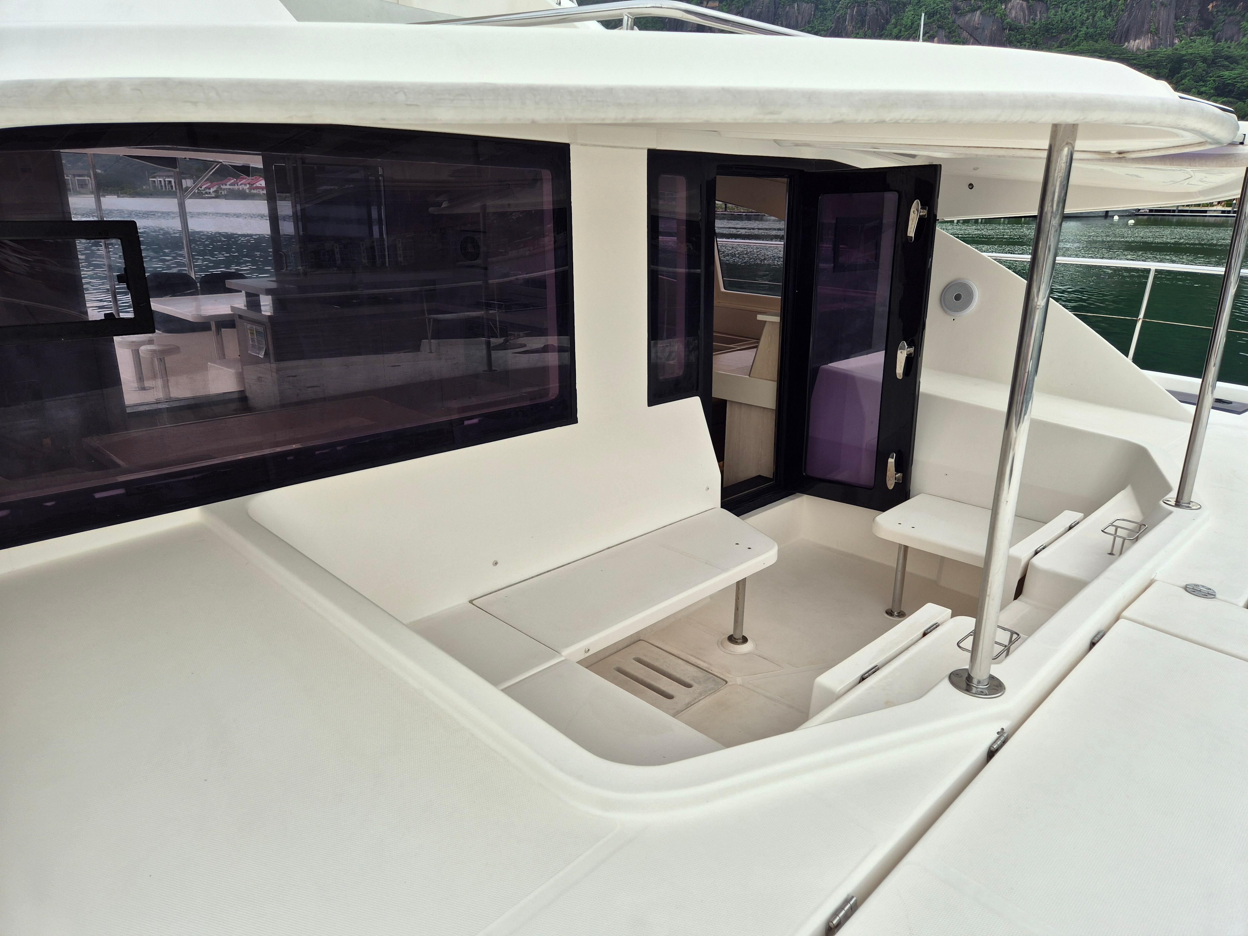 2016 Leopard 51 Powercat Power Catamaran for sale - YachtWorld