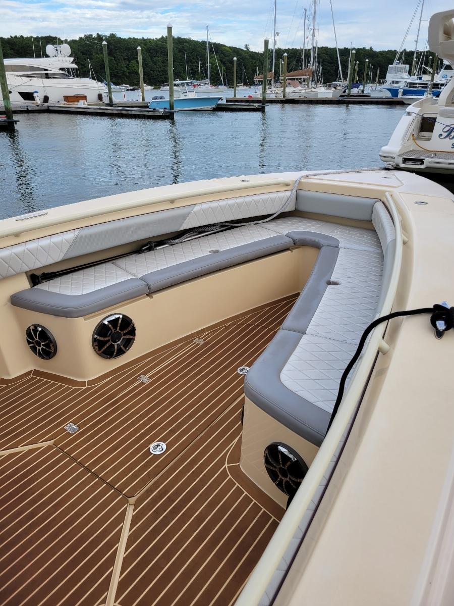 2013 Statement 38 SUV Open Center Console for sale - YachtWorld