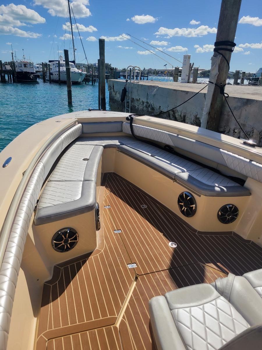 2013 Statement 38 SUV Open Center Console for sale - YachtWorld