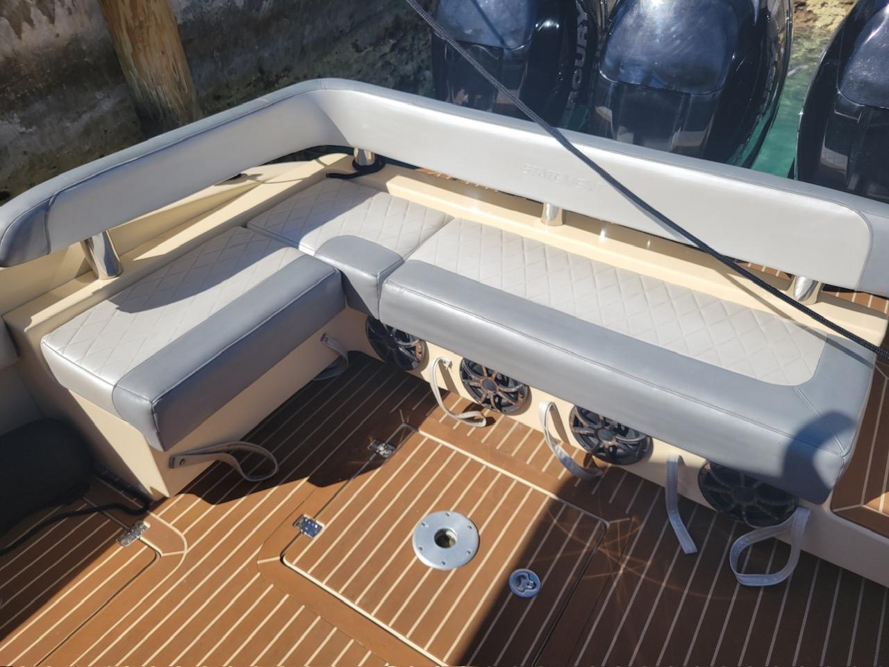 2013 Statement 38 SUV Open Center Console for sale - YachtWorld