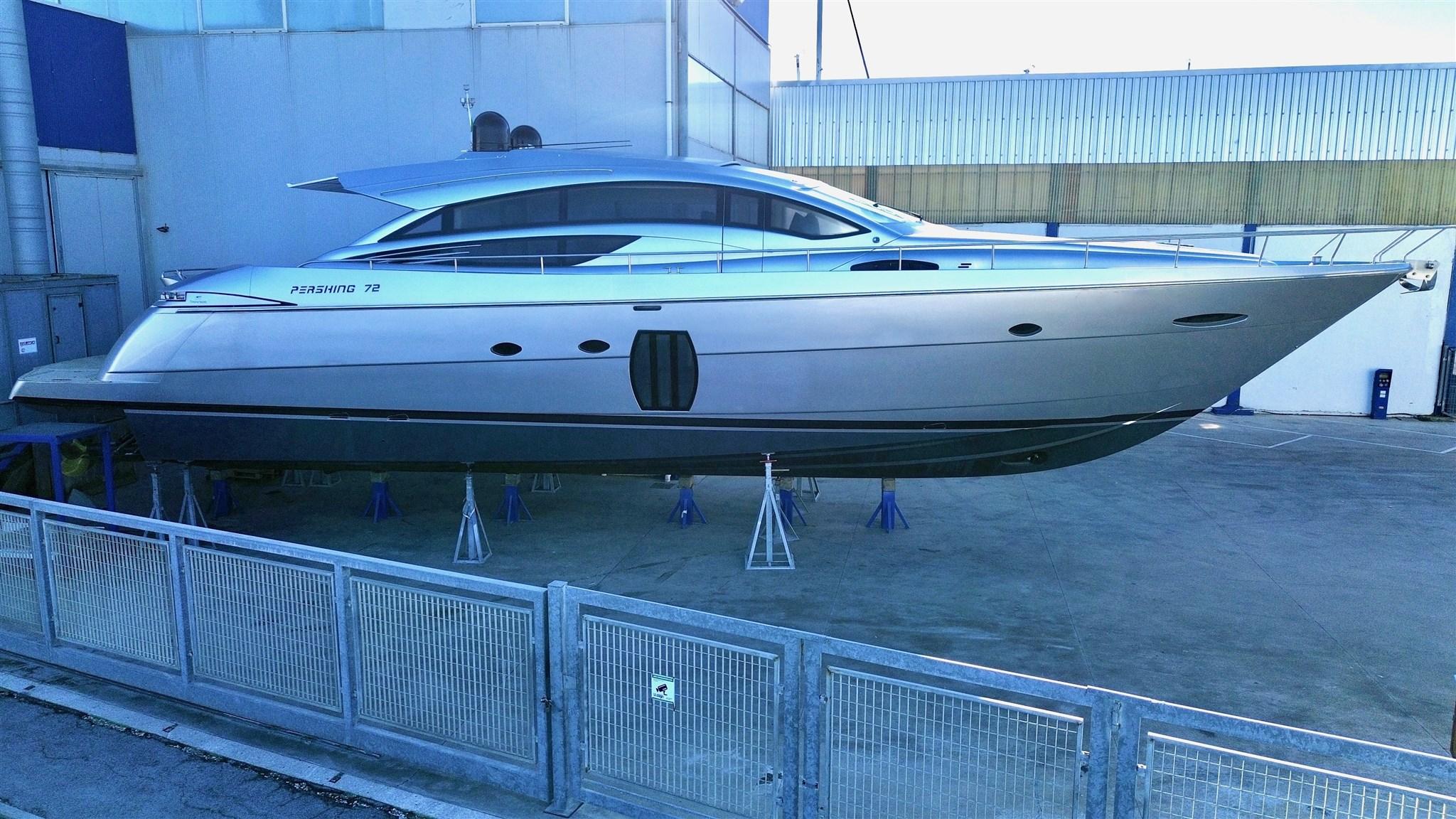 Used Pershing 72 - iNautia