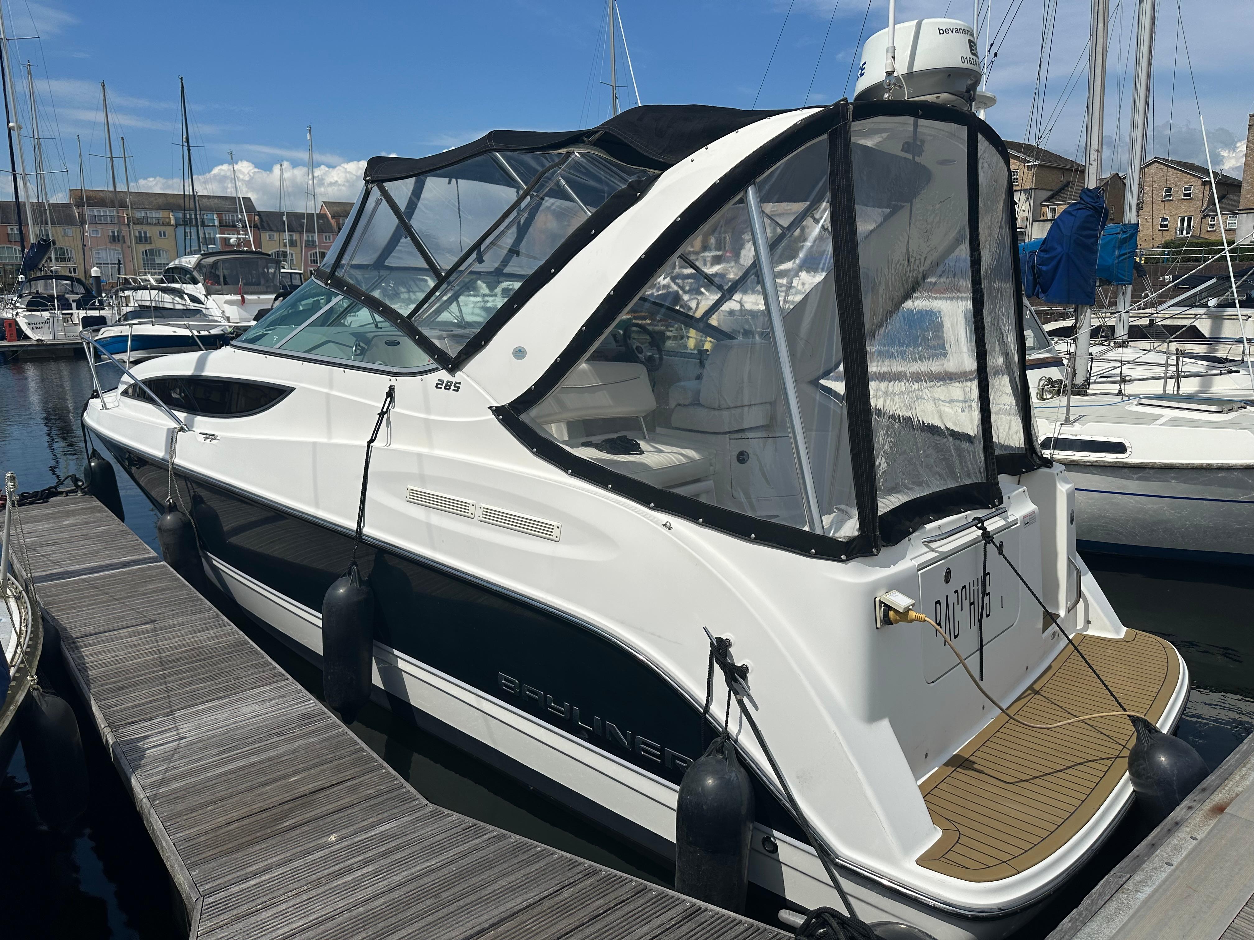 Bayliner 285 9m 2009 Cardiff Caerdydd Boats and Outboards