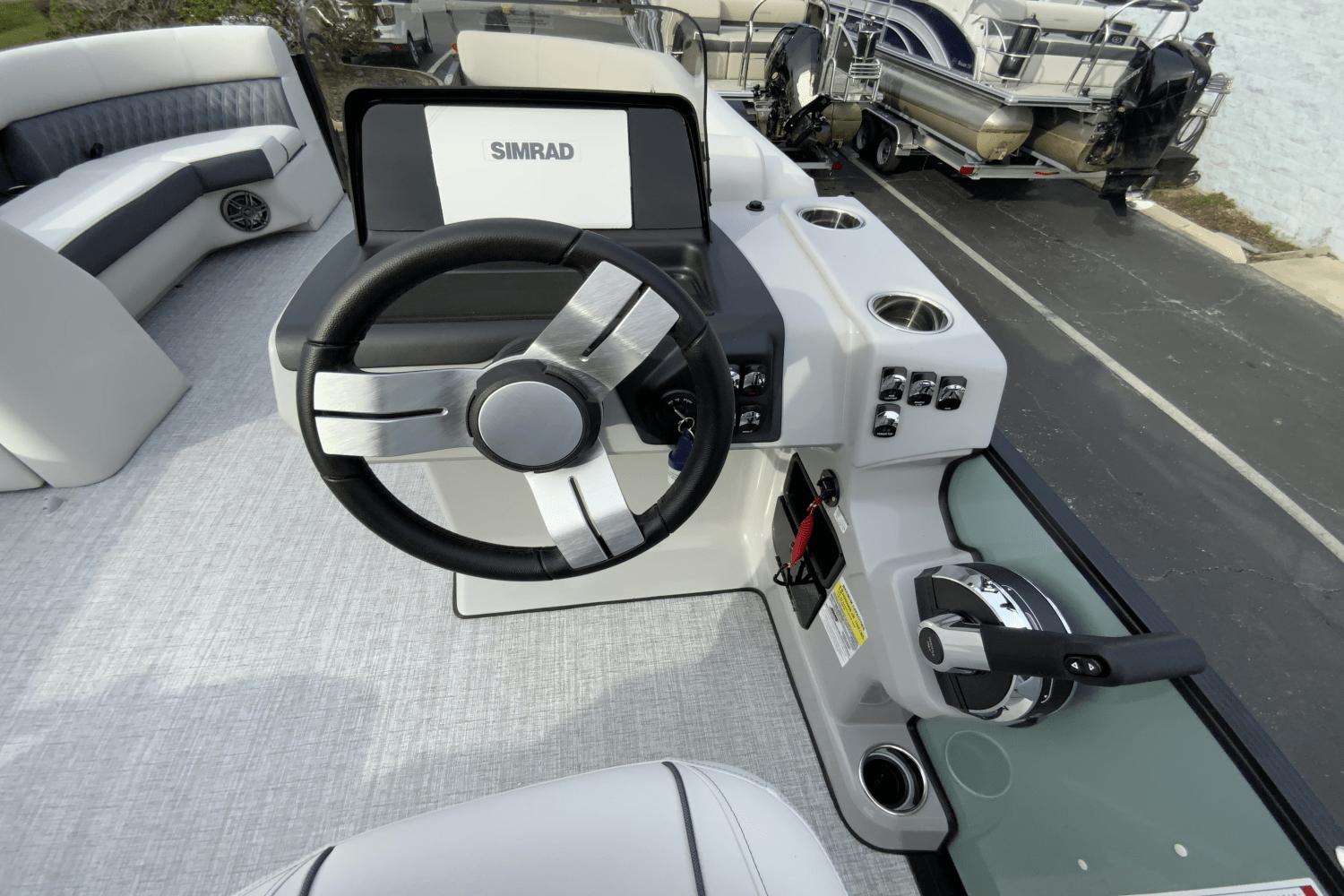 2024 Harris Sunliner 230 Pontoon for sale - YachtWorld