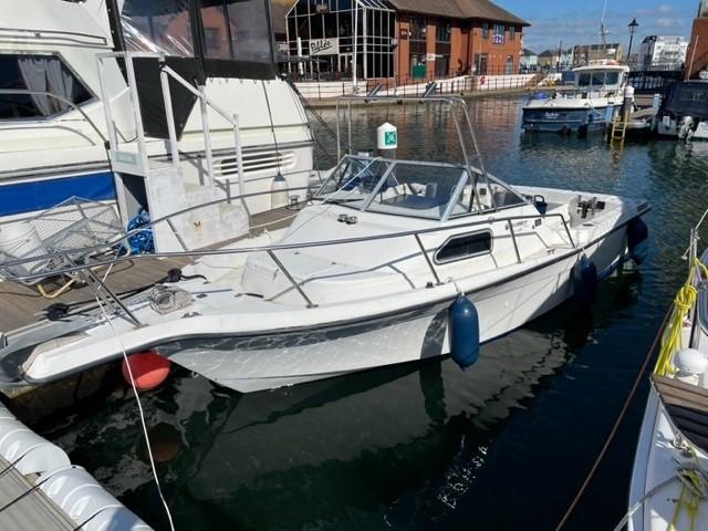 Celebrity Fish Hawk 23 | 7m | 1992 - East Sussex | Boats and Outboards