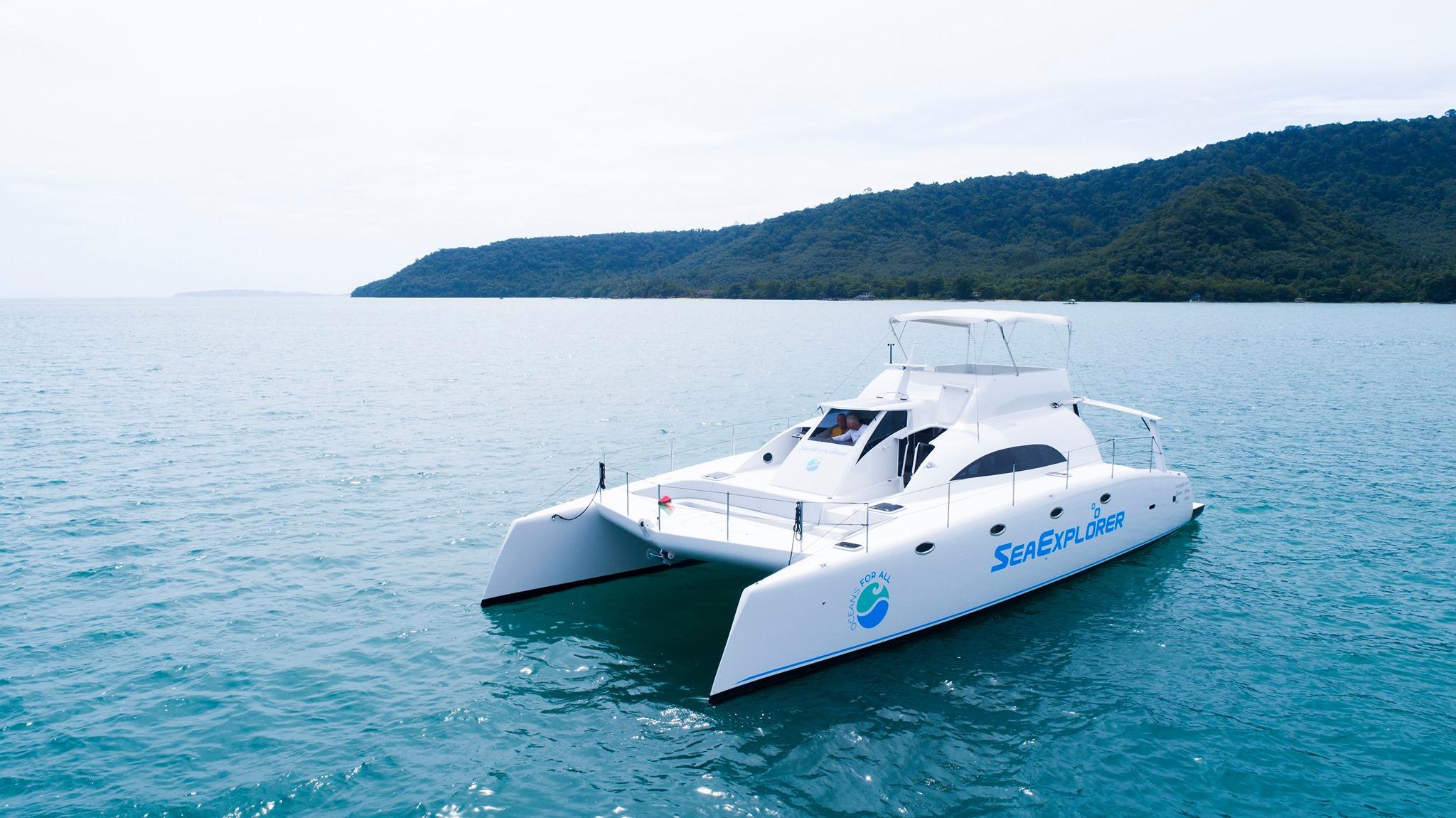 2019 Powercat Stealth 47 Power Catamaran for sale - YachtWorld
